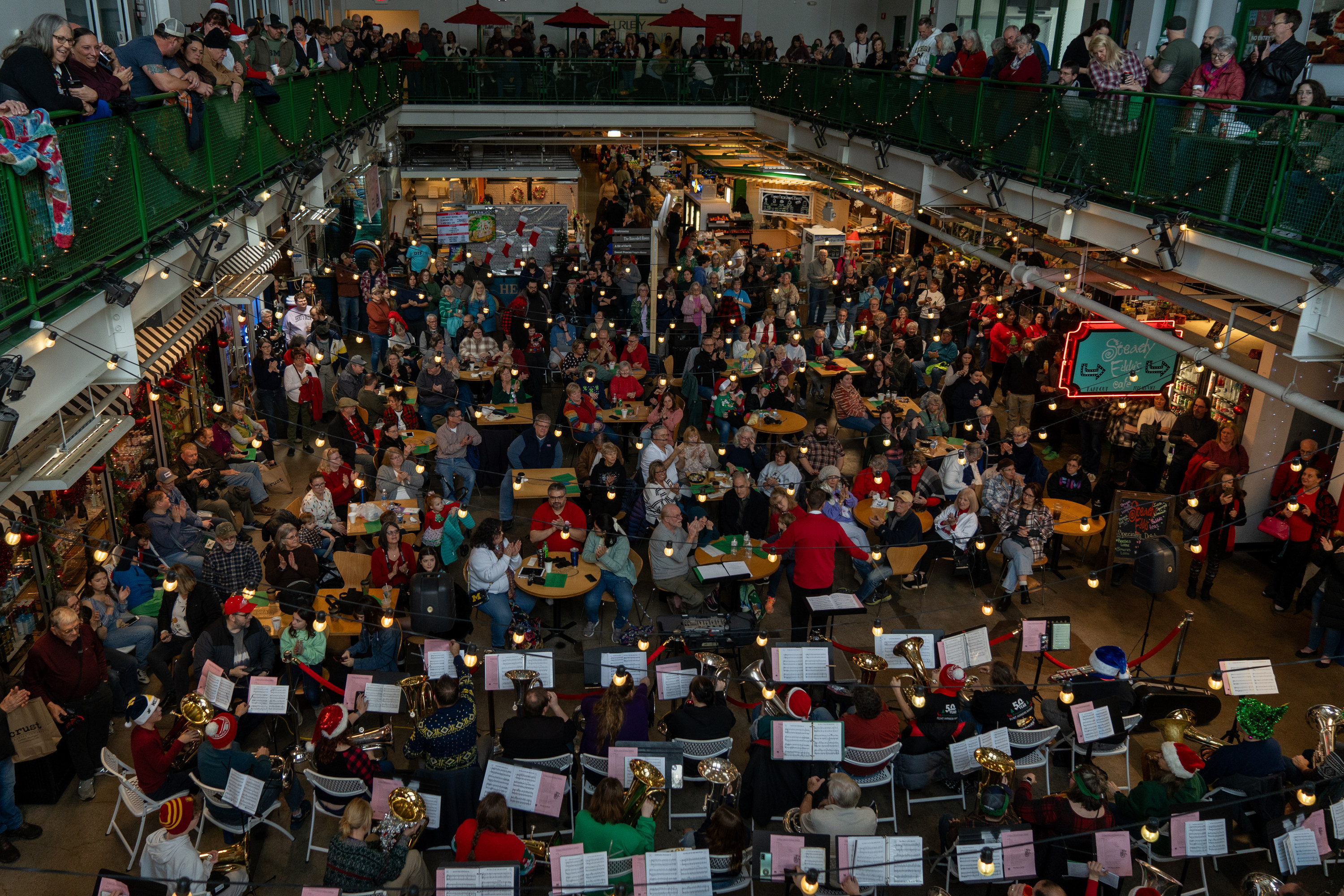 U-M Flint Music Department throws a ‘Tuba Christmas’ at Flint Farmers ...