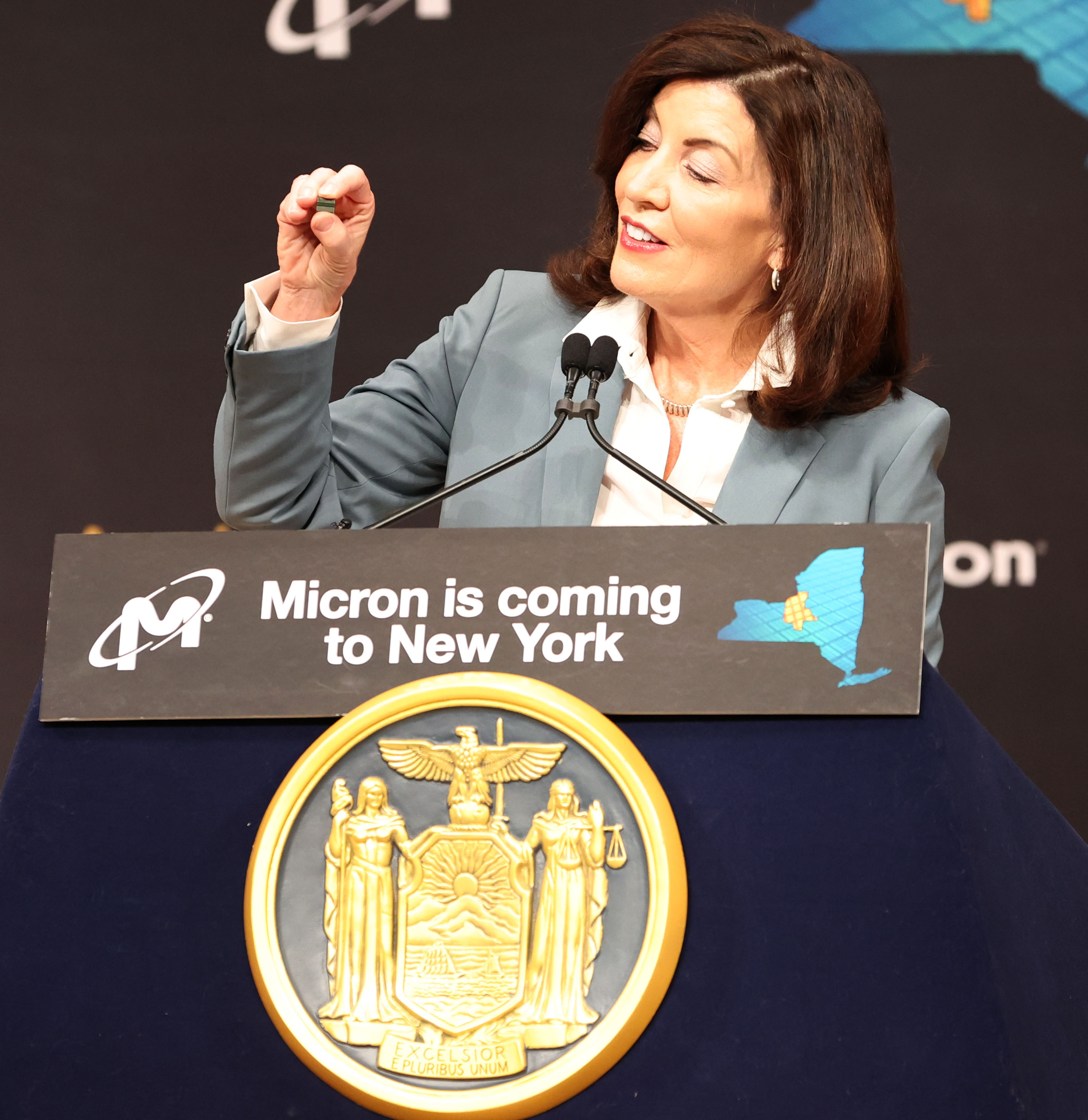 Micron picks Syracuse suburb for huge computer chip plant that would bring up to 9,000 jobs ...
