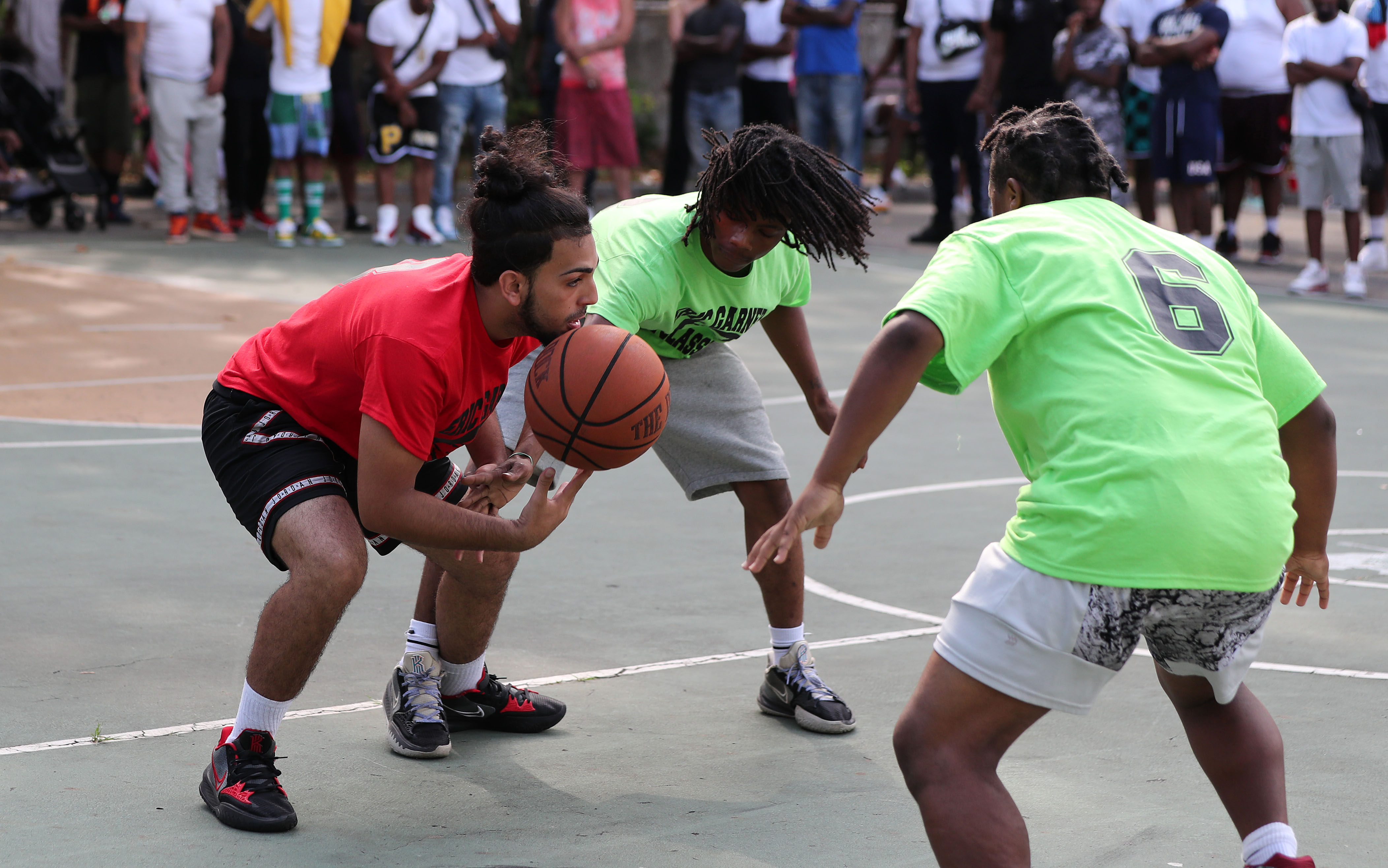 The second annual Eric Garner Foundation B-Ball Classic - silive.com