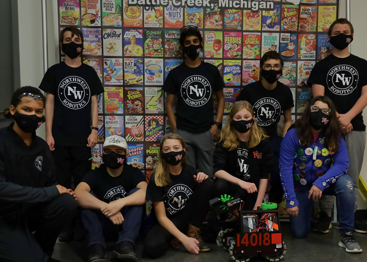 Jackson County robotics teams compete at FIRST Tech Challenge Michigan ...