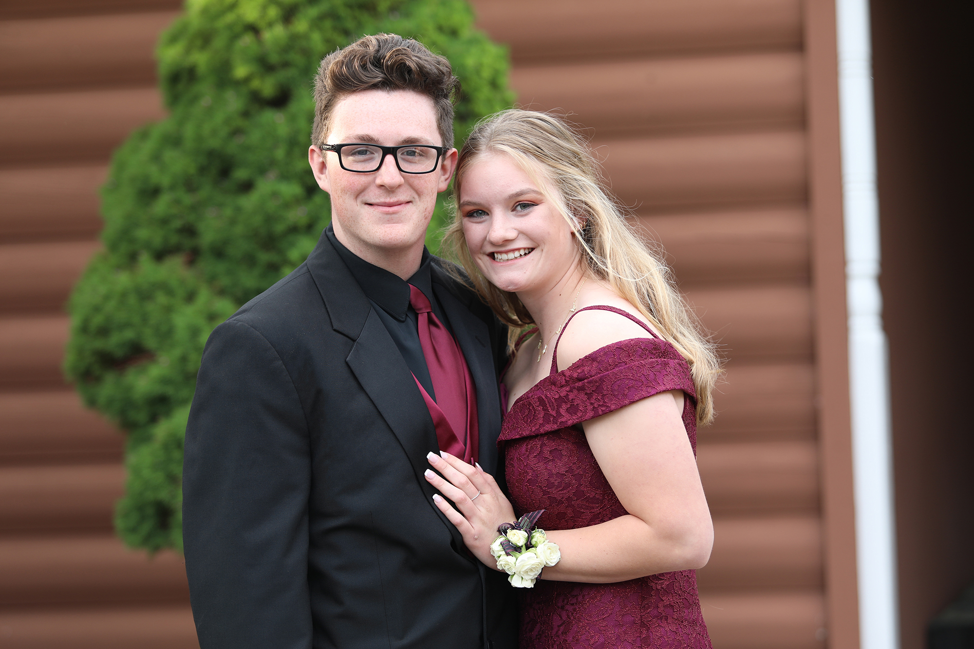 2022 Prom Photos: Smith Vocational and Agricultural High School Prom at ...