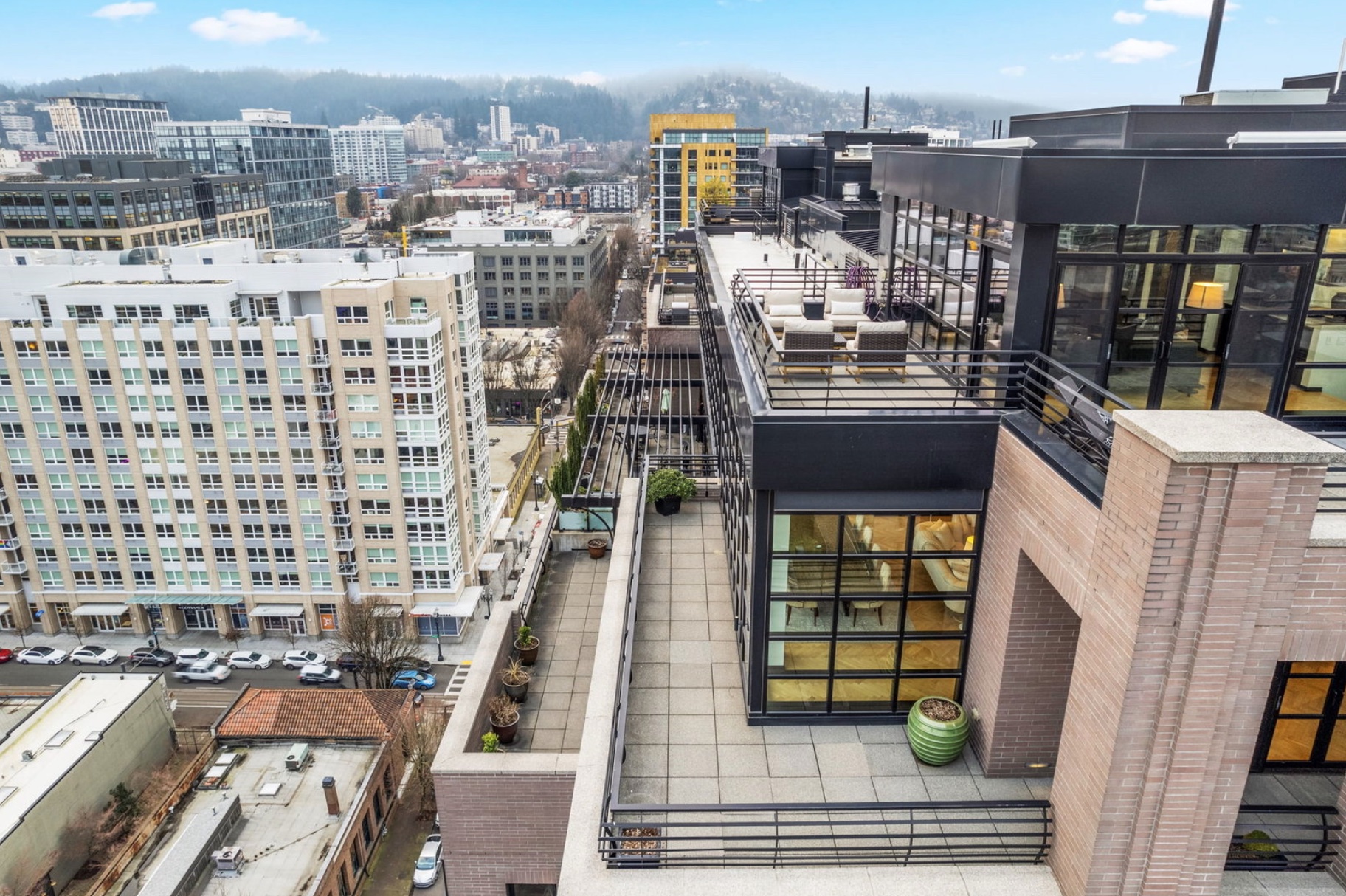 Two-level Portland penthouse - oregonlive.com