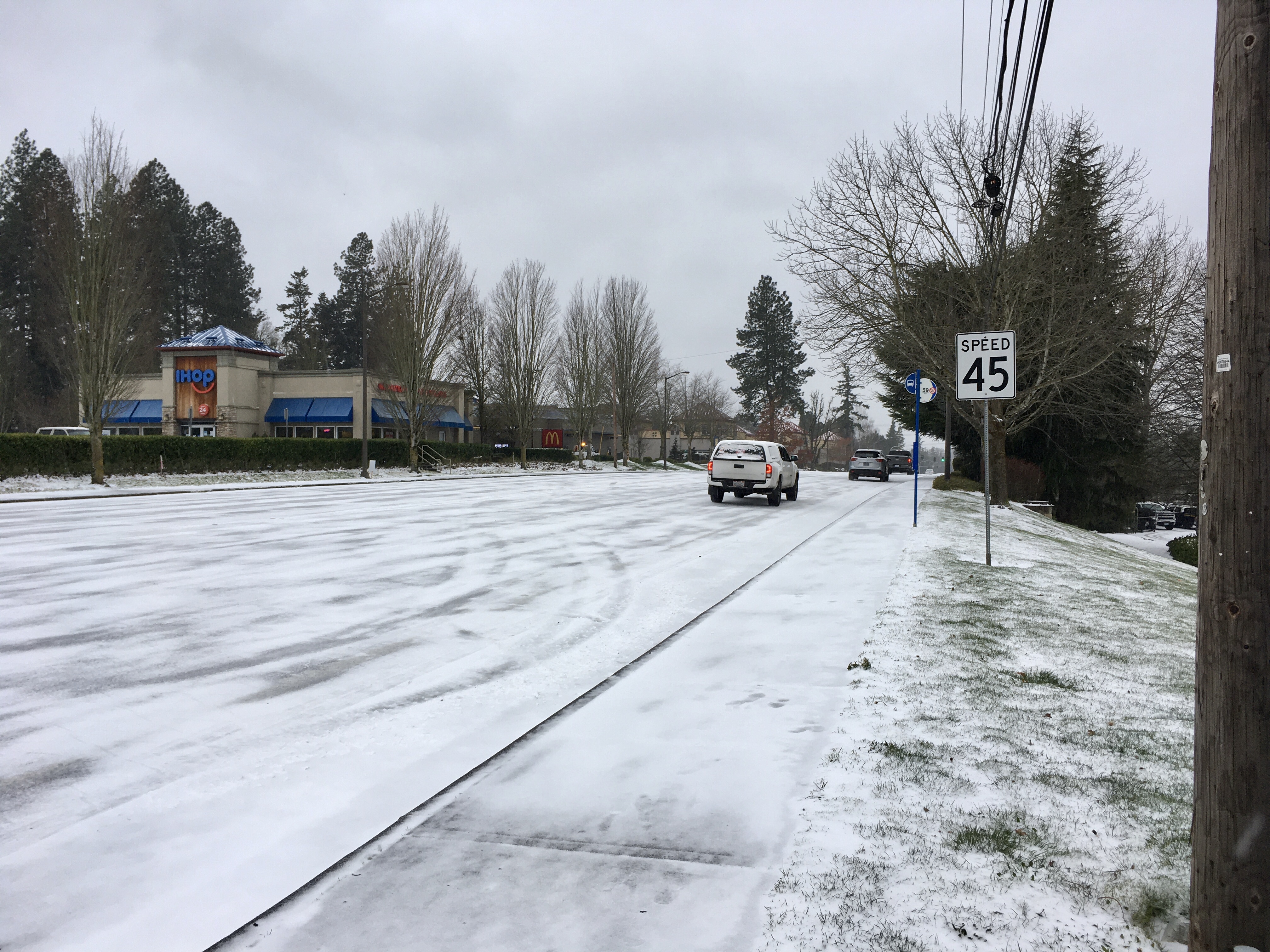 Snow arrives in the Portland area on Feb. 12, 2021 - oregonlive.com