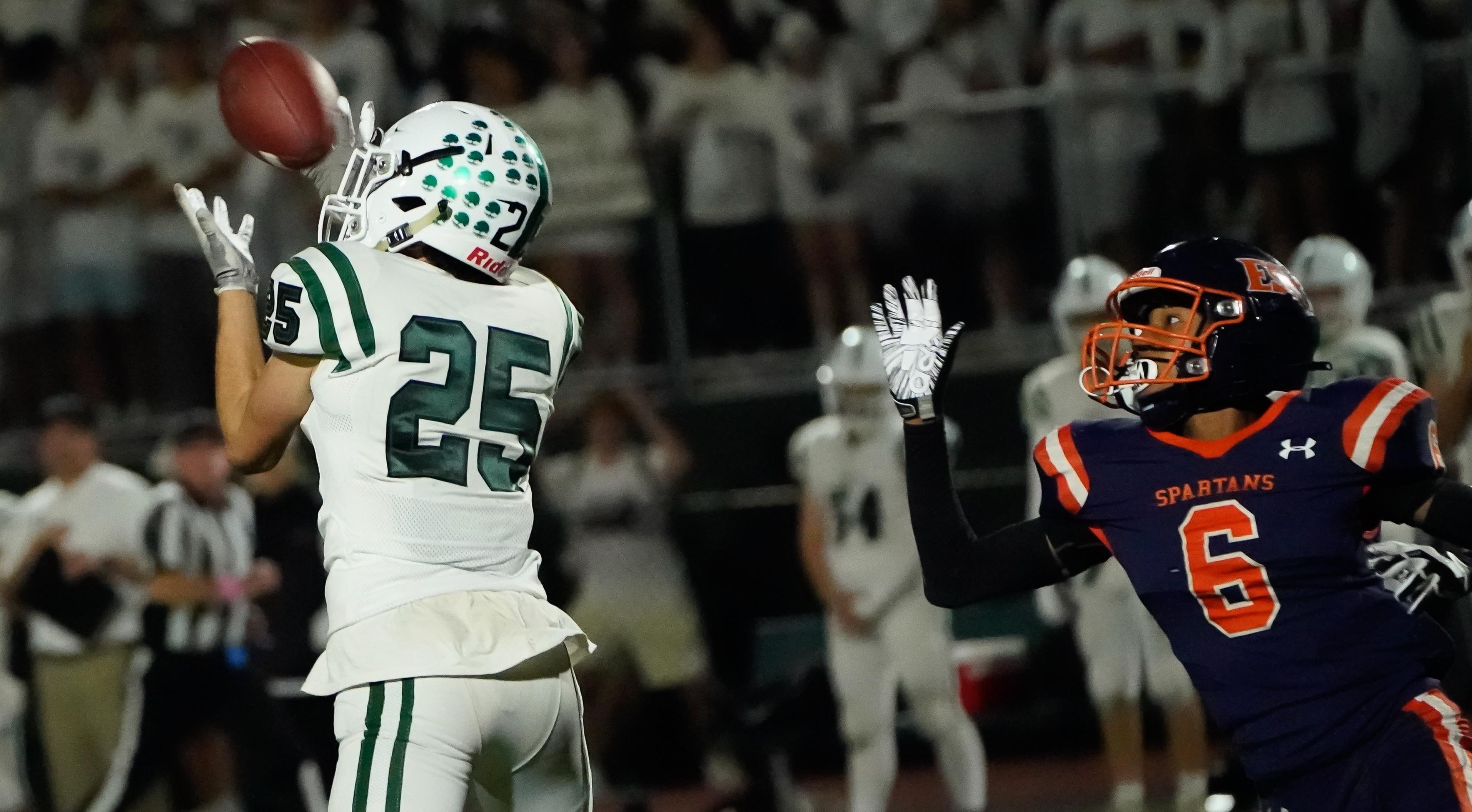 Fayetteville-Manlius vs ESM football 2021 - syracuse.com