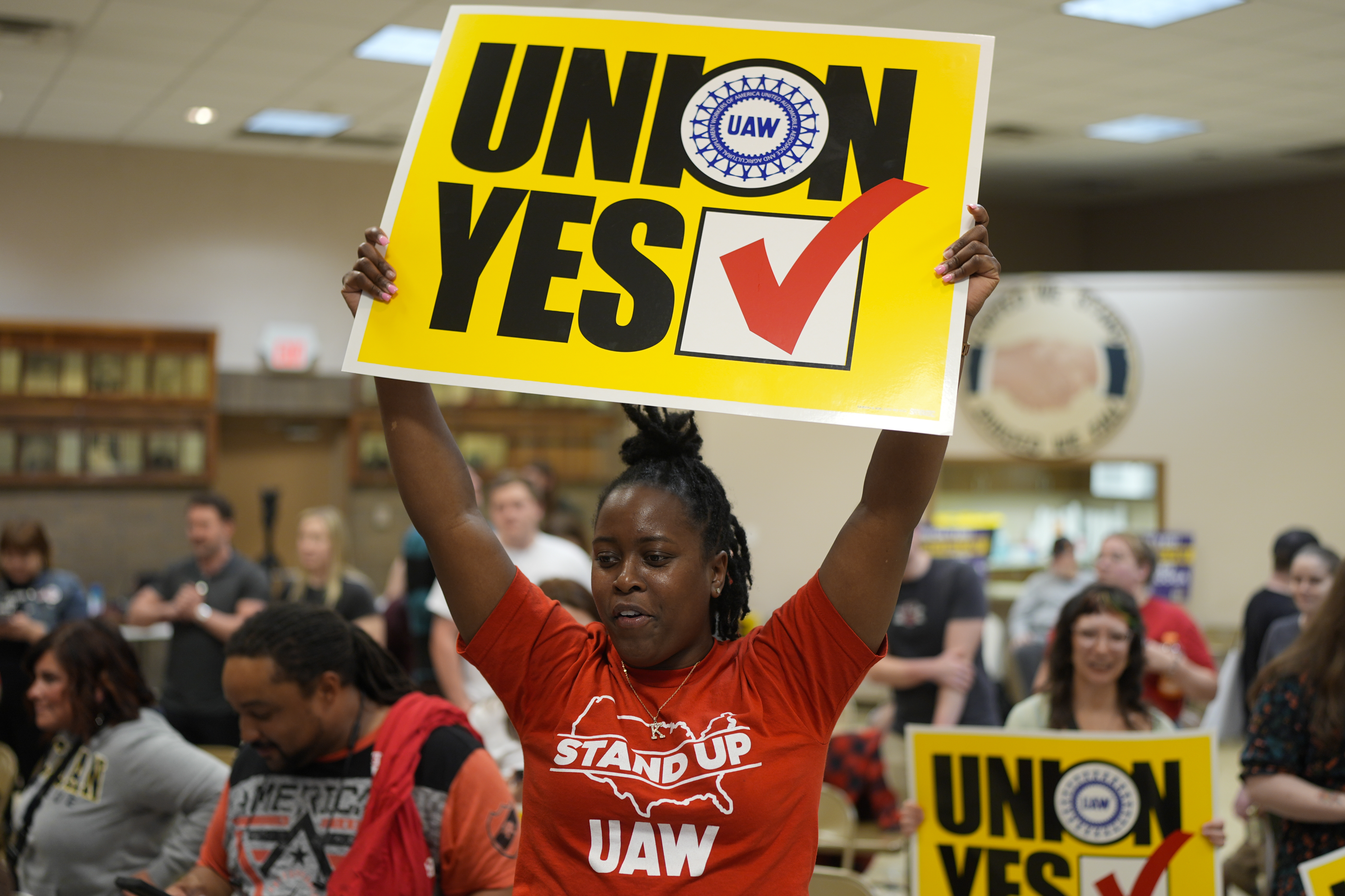 UAW Latest News: UAW Strike Updates, Big Three Auto News