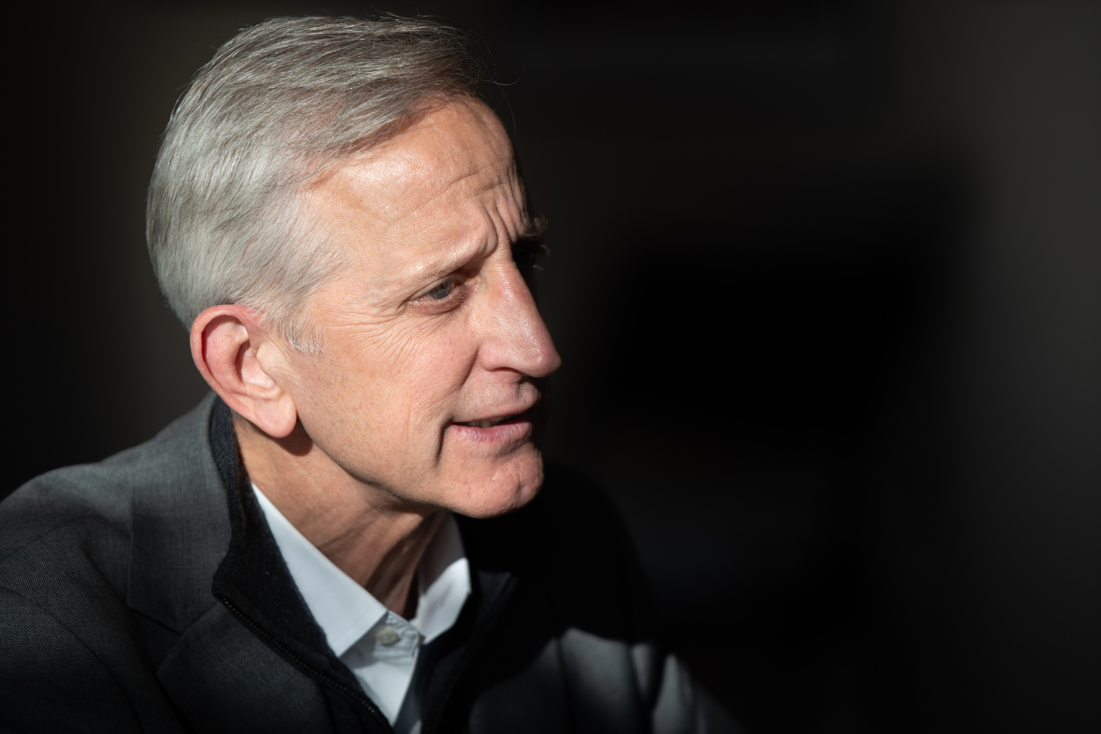 Mayor Keith Wilson at CityTeam November 2025 - oregonlive.com