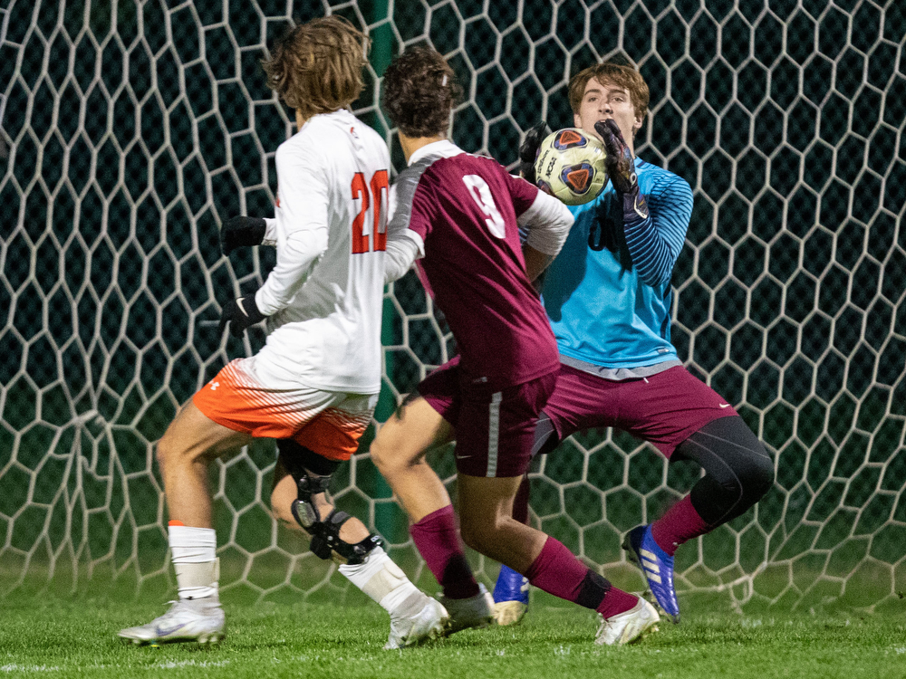 Hershey boys soccer team wins on last minute, double-overtime goal to ...