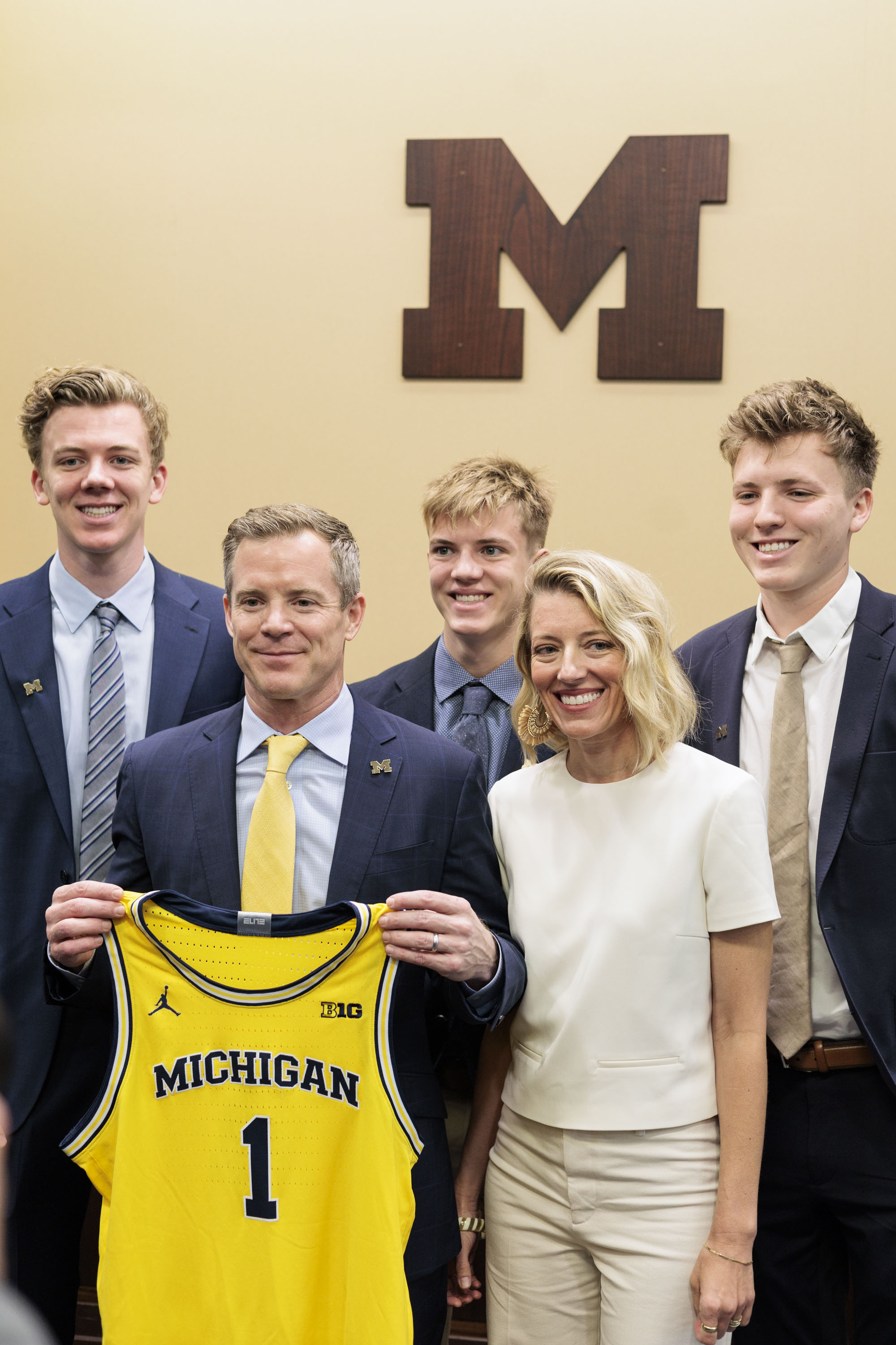Dusty May named new Michigan men’s basketball coach - mlive.com