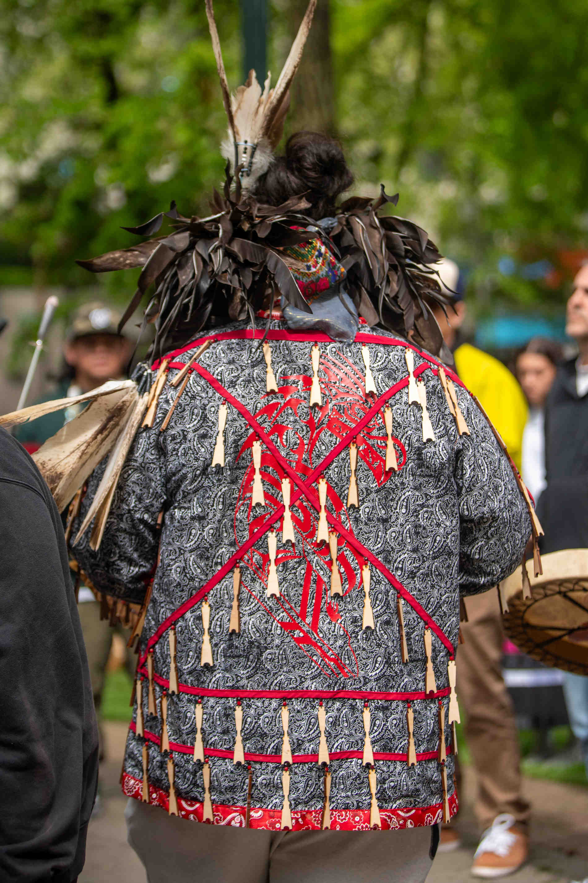 Grand Ronde tribe rallies in Portland over land dispute at Willamette ...
