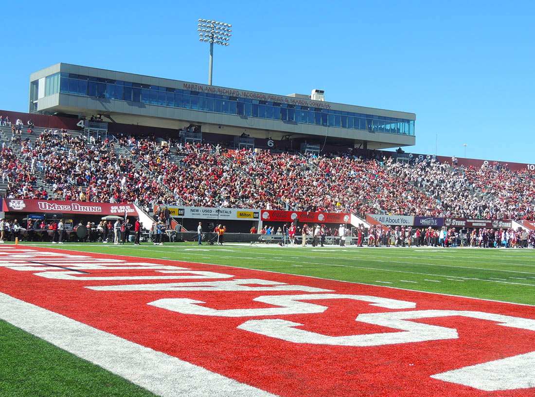 UMass Football vs Missouri 10/12/24 - masslive.com