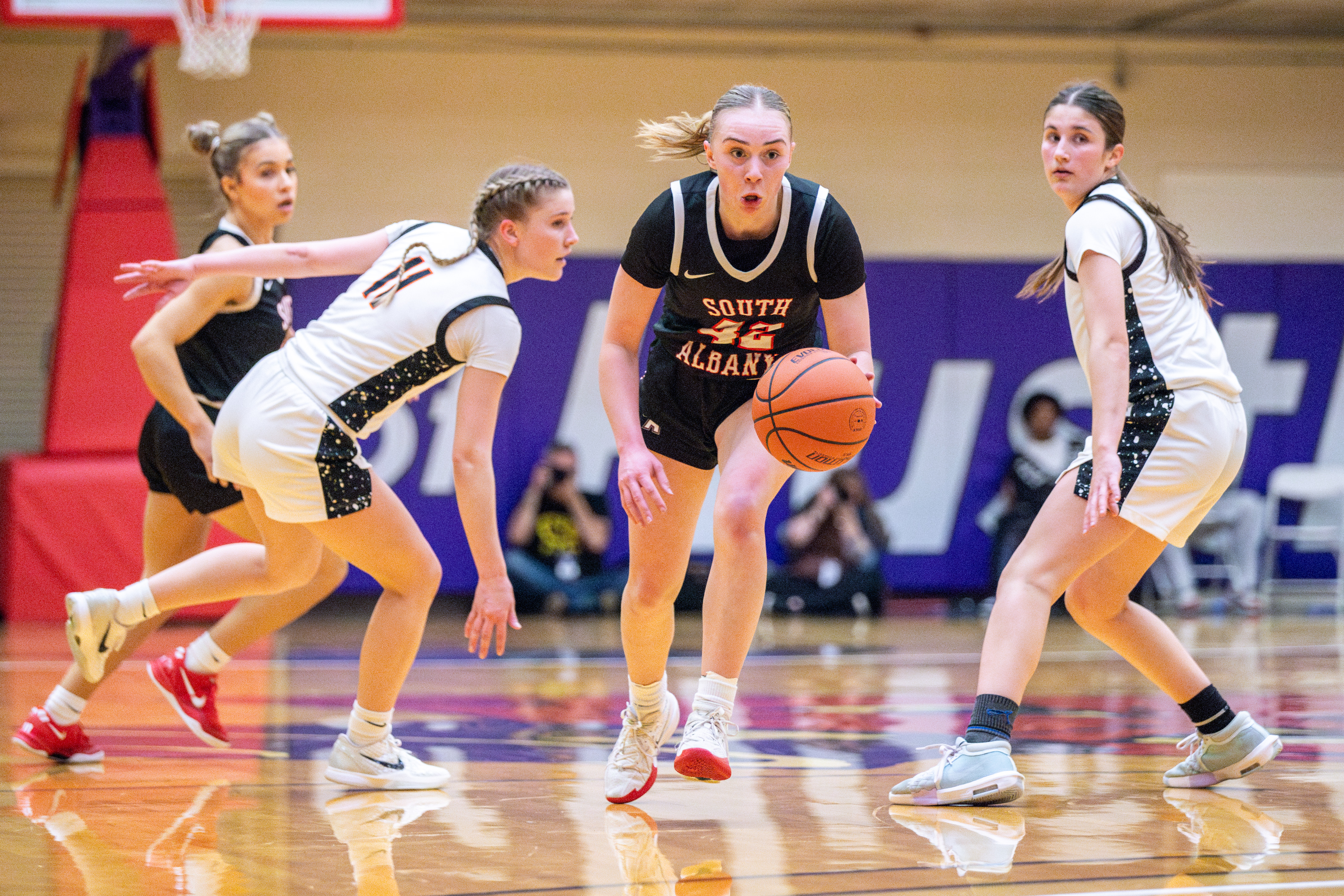 OSAA Class 5A girls basketball state championship: Crater Comets vs ...