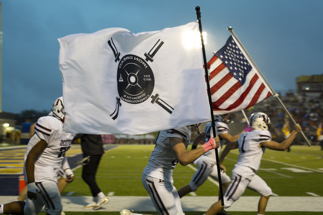 Saline vs Dexter high school football game - mlive.com