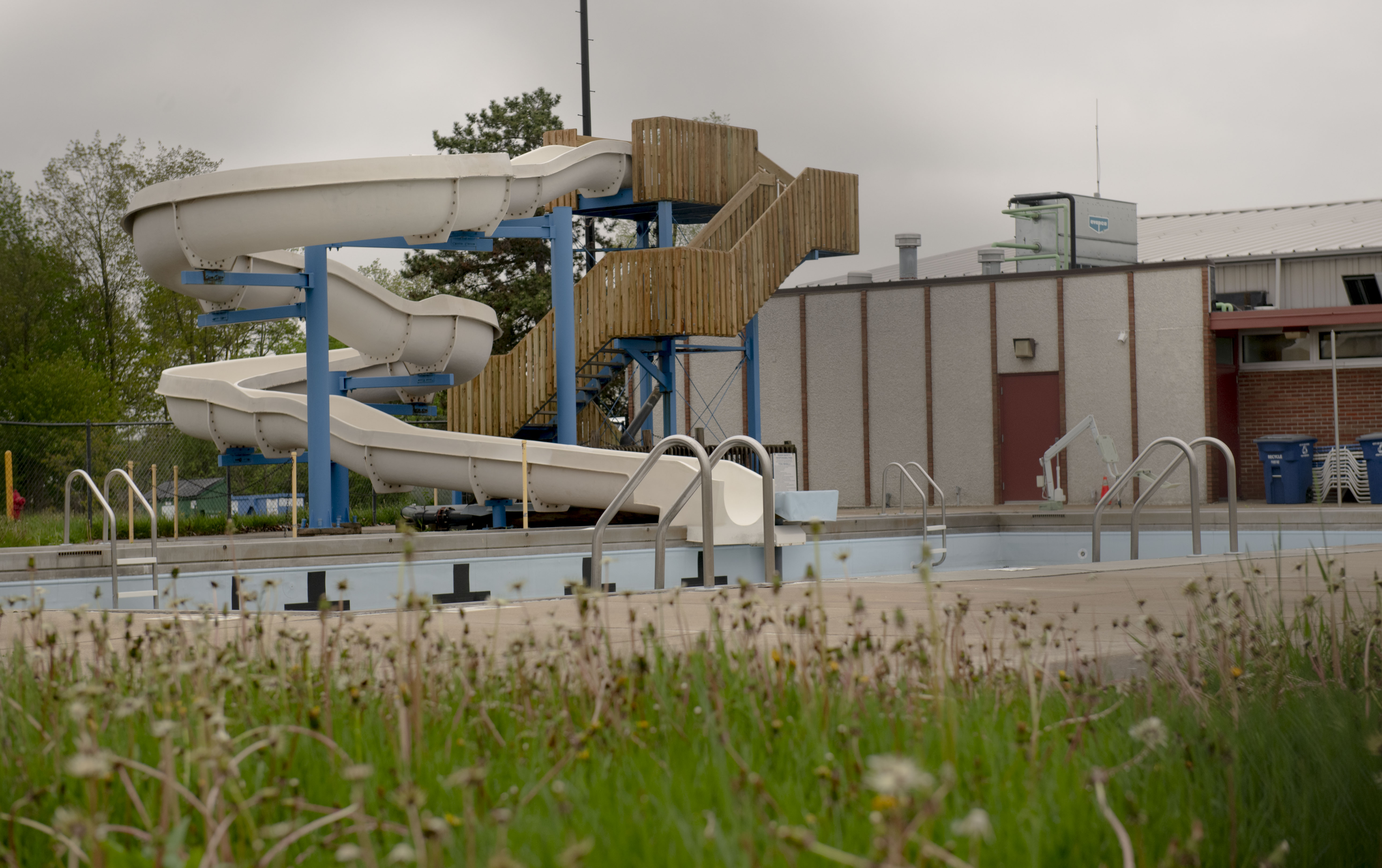 Outdoor Pools at Buhr, Fuller and Veterans Memorial Park will remained ...