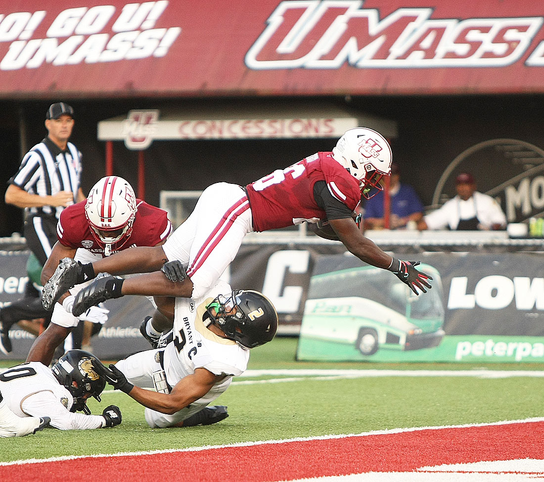 UMass Football vs Bryant 9/6/25 - masslive.com