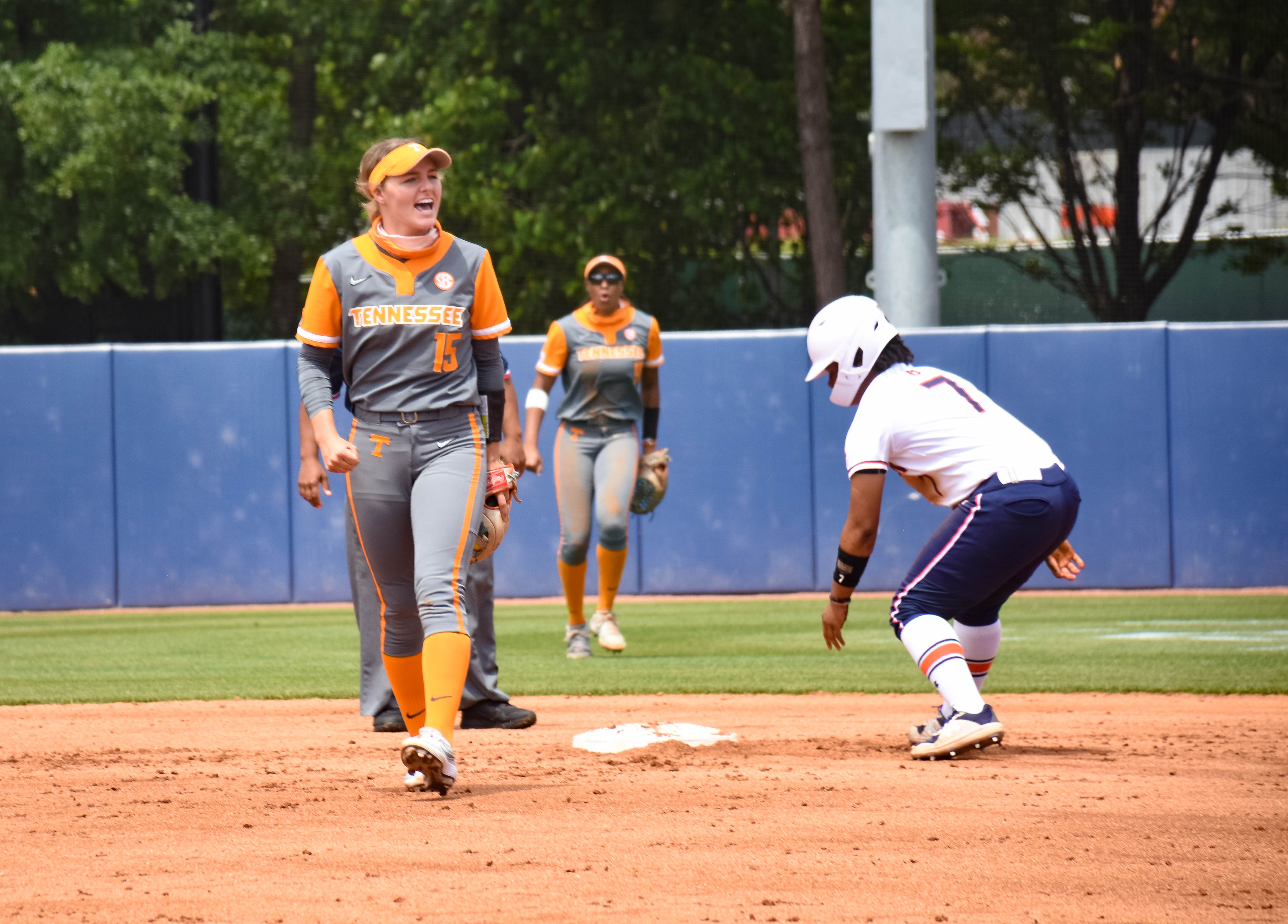 Auburn softball vs Tennessee softball - al.com