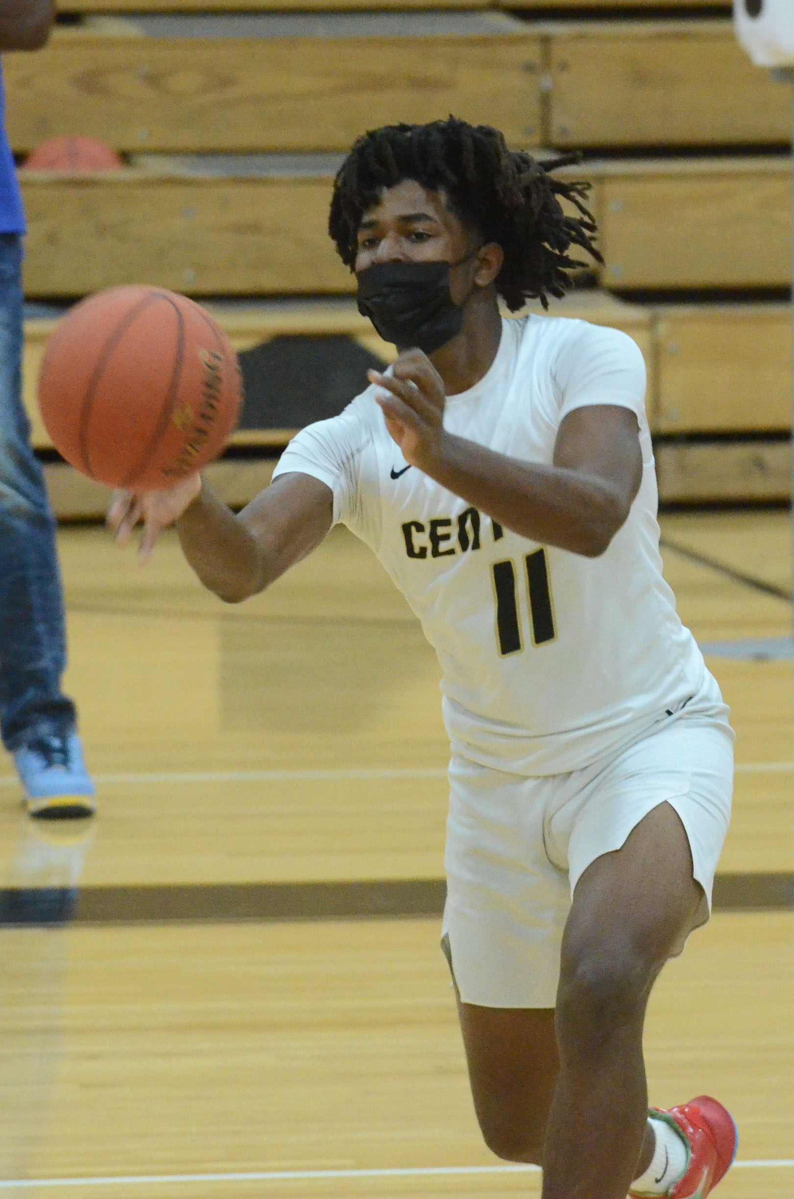 Central boys basketball defeats Putnam in season opener - masslive.com