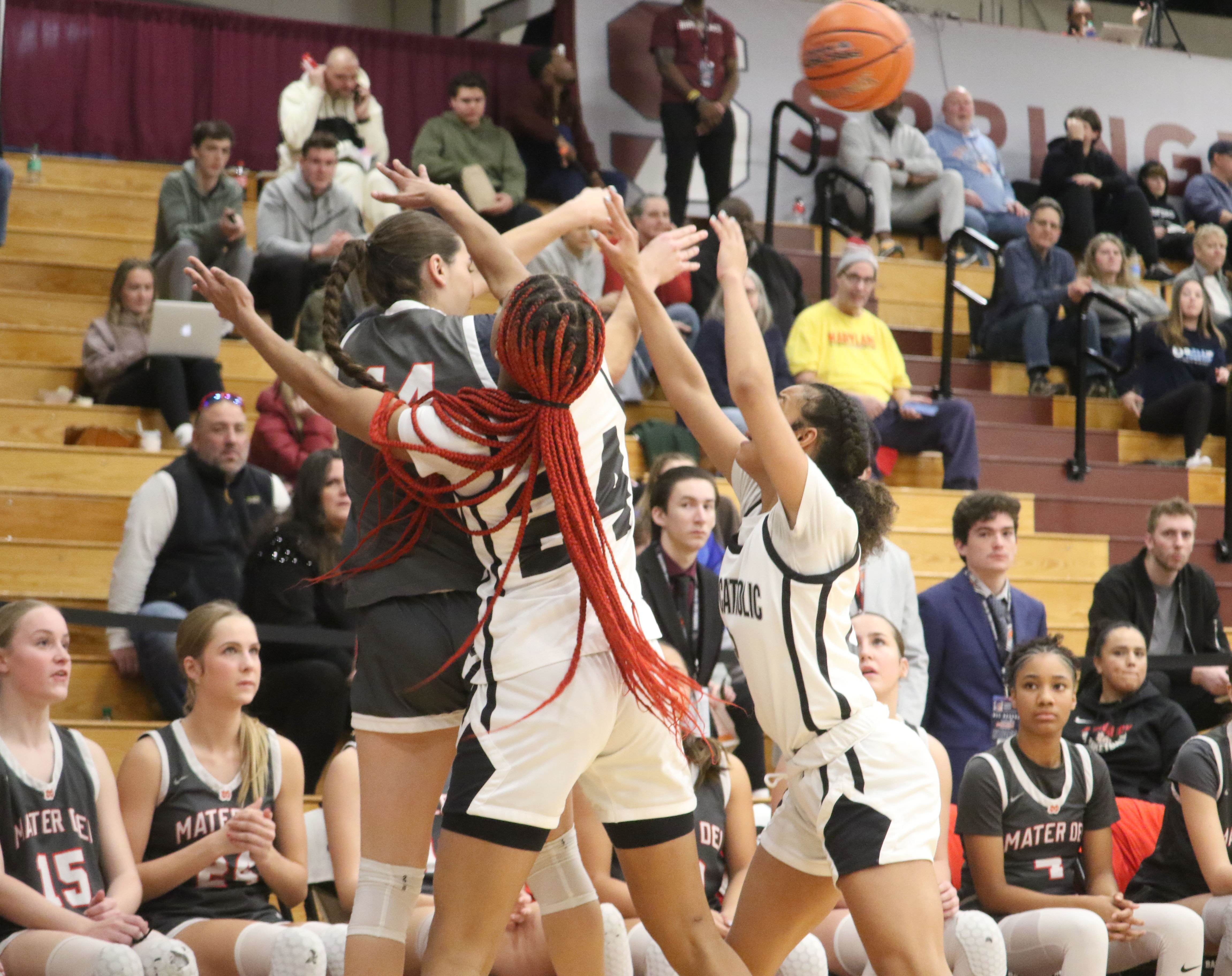Morris Catholic vs. Mater Dei at Hoophall Classic - masslive.com
