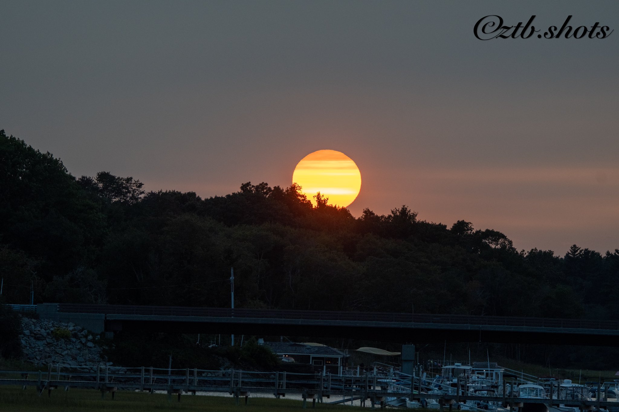 See shots of Tuesday's hazy sky in Massachusetts caused by wildfires ...