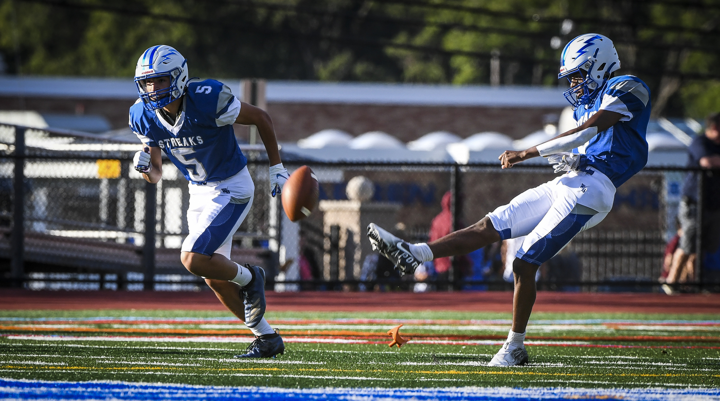 Warren Hills football hosts Voorhees on Sept. 2, 2021 ...