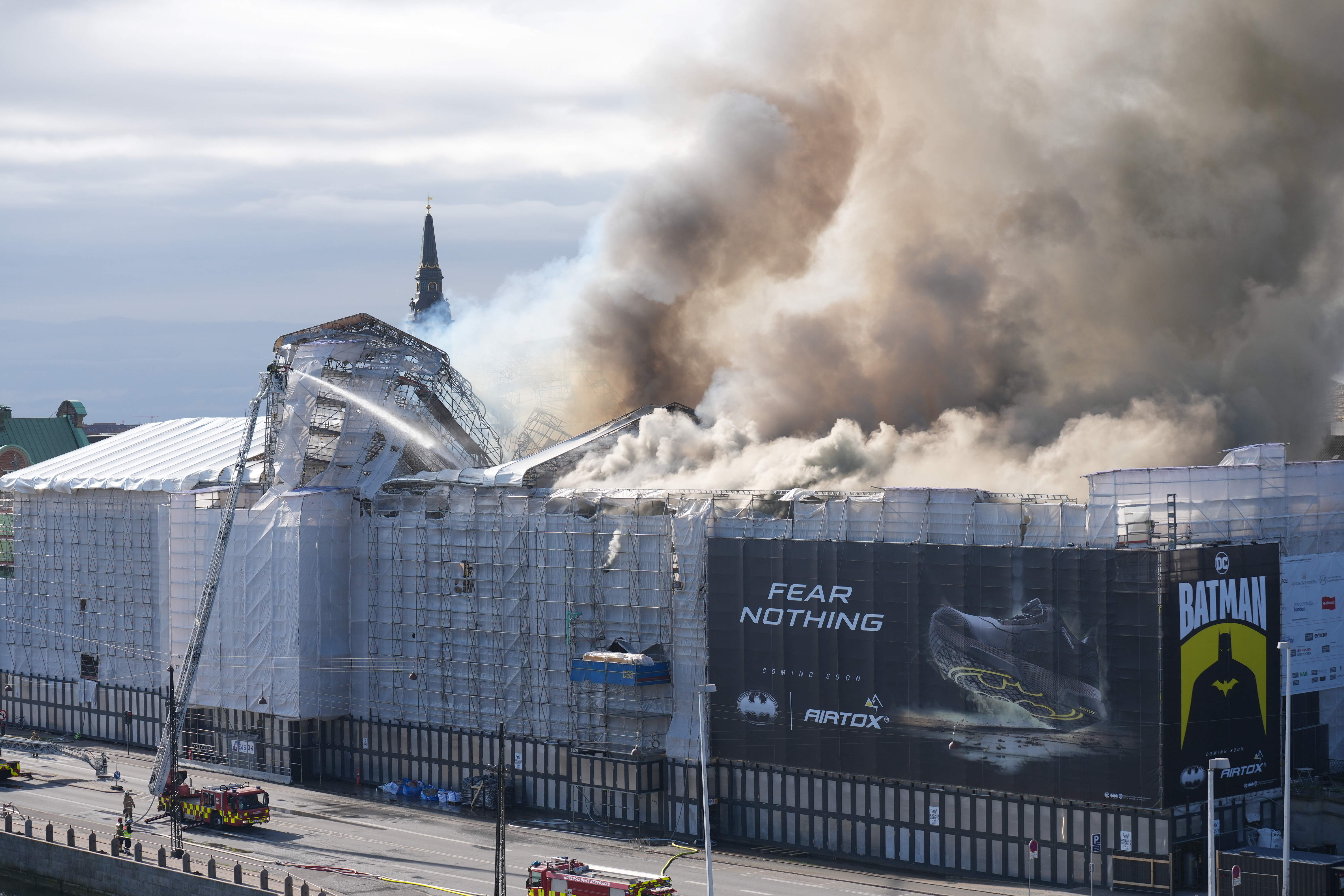 Fire at 17th-century Old Stock Exchange in Denmark - pennlive.com
