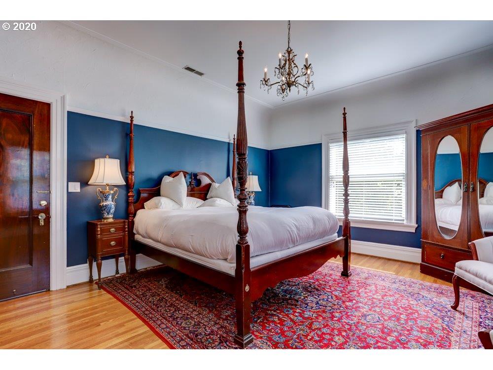 Portland's White House is for sale - oregonlive.com
