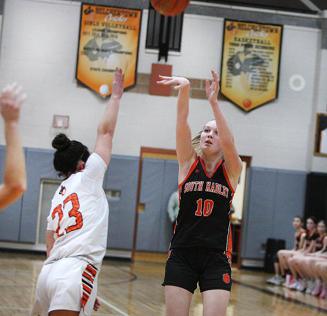 South Hadley vs Belchertown girls Basketball 1/27/25 - masslive.com