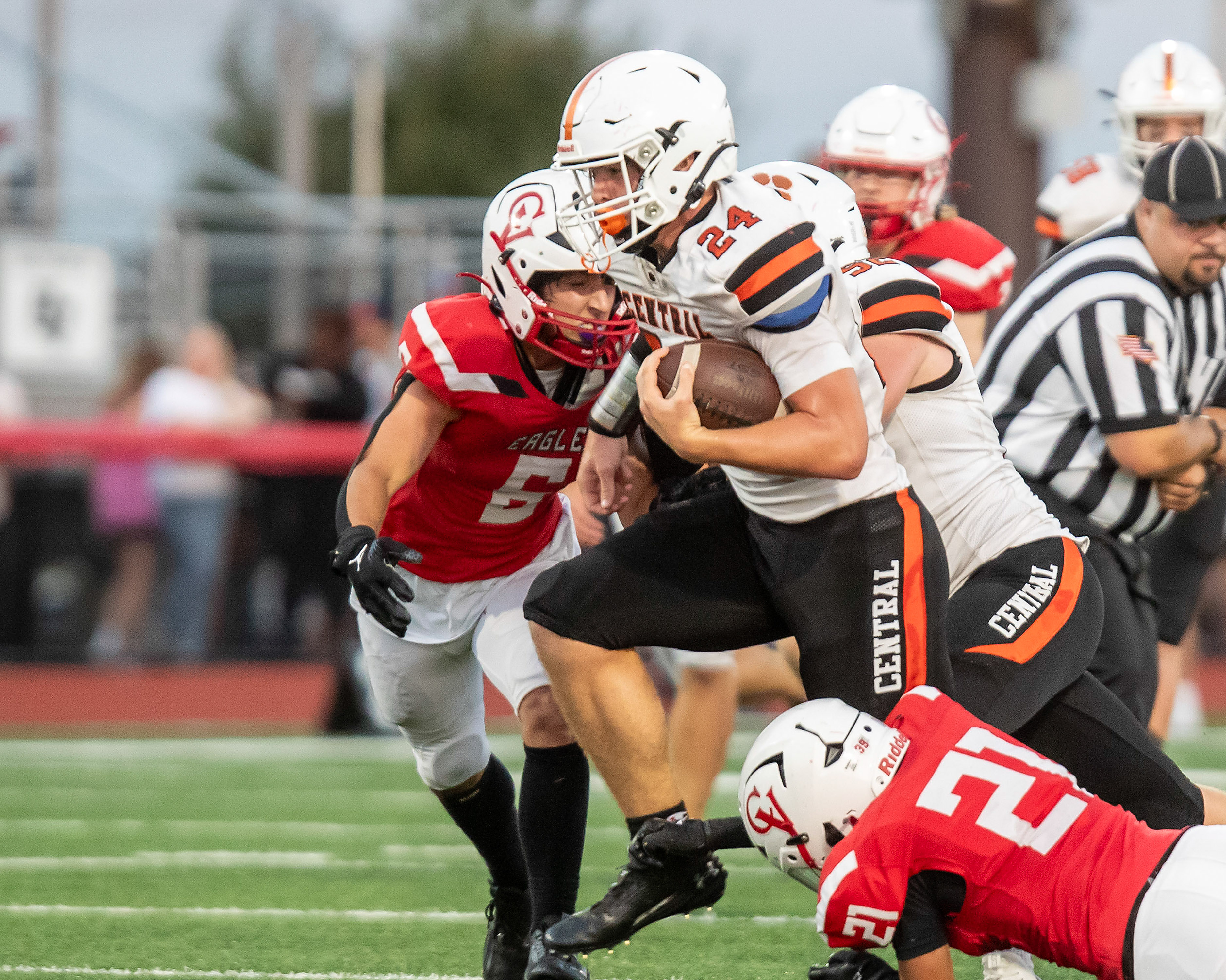 Central York defeats Cumberland Valley 14-0 in high school football ...
