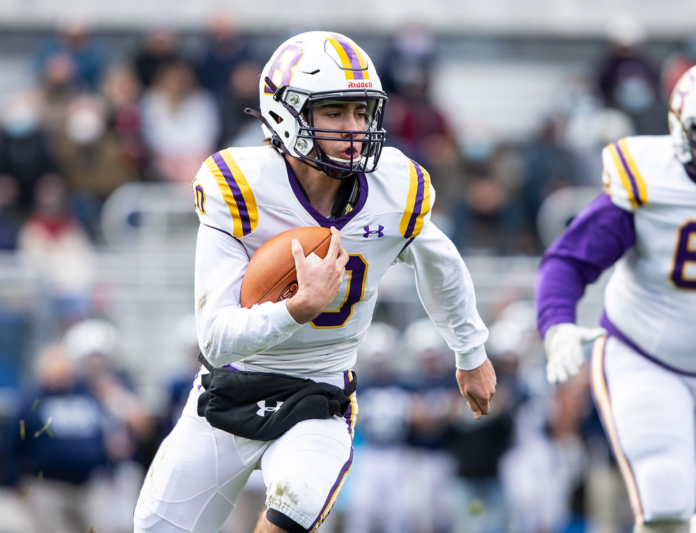 Wyomissing vs Boiling Springs in D3-3A football semifinal game ...