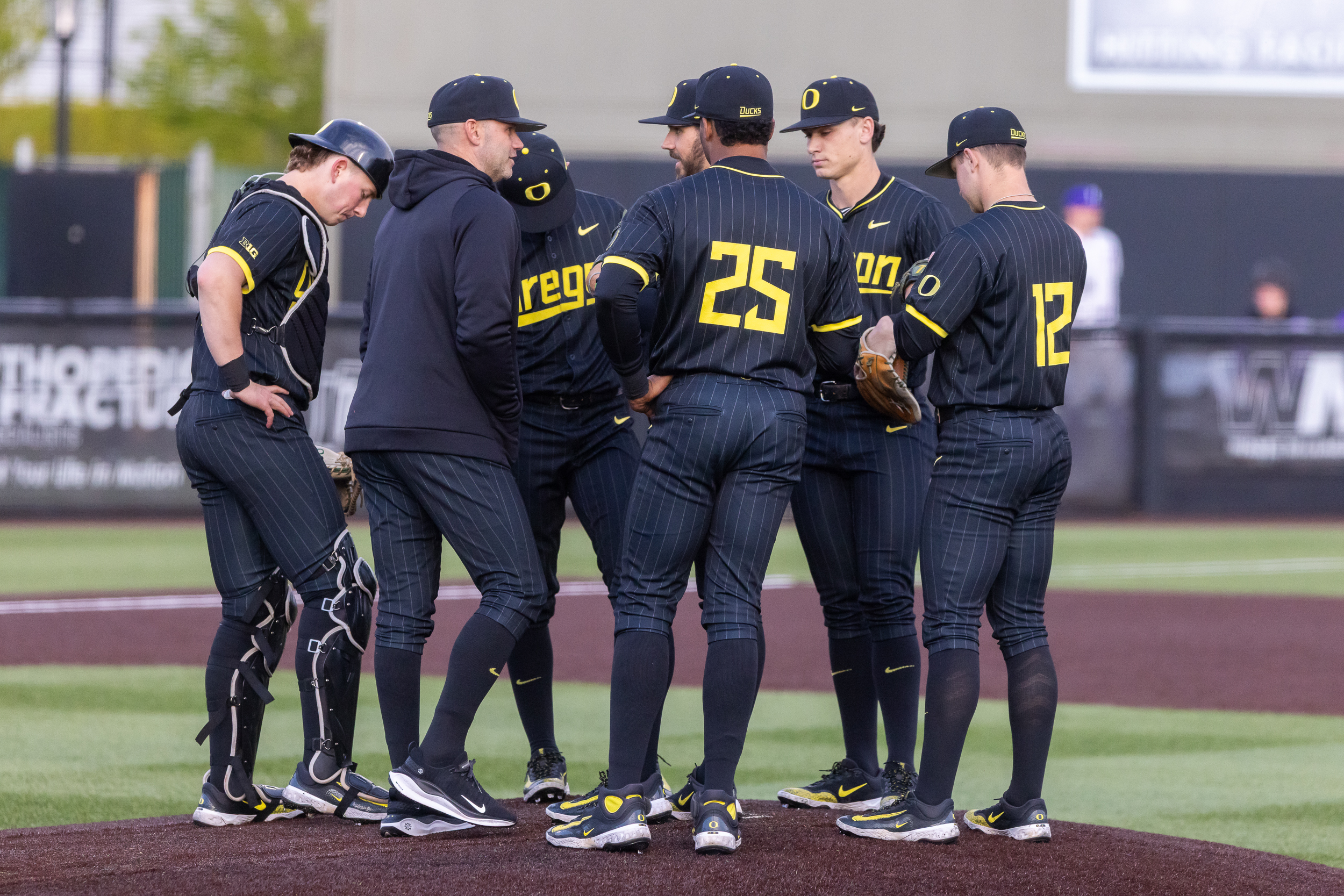 No. 15 Oregon Ducks baseball vs. Portland: April 2, 2025 - oregonlive.com