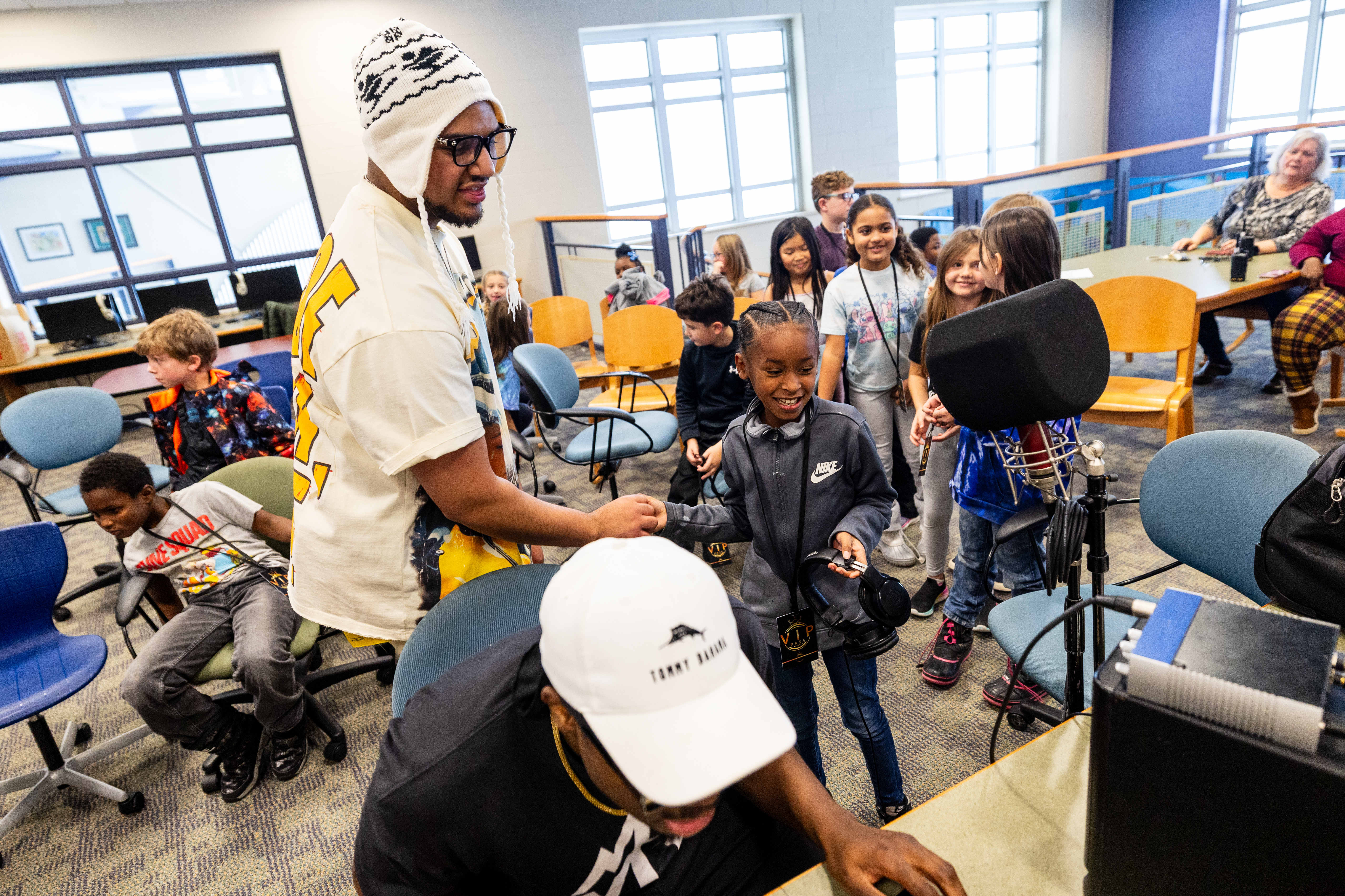 LIPSEY and Chinma's visit to Prairie Ridge Elementary day 1 - mlive.com