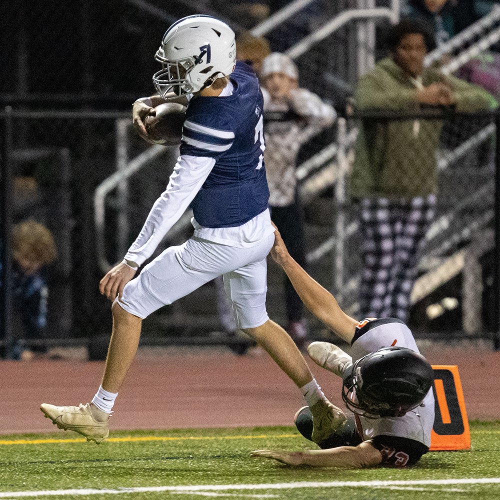 Camp Hill defeats Susquenita 10-7 in high school football - pennlive.com
