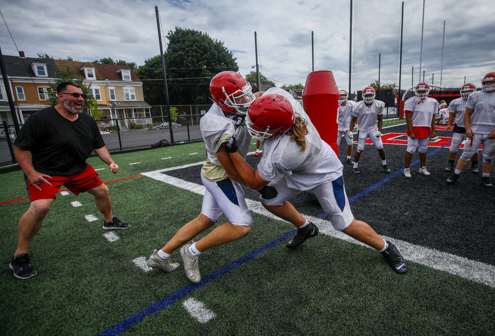 Easton football team prepares for 2022 season - lehighvalleylive.com