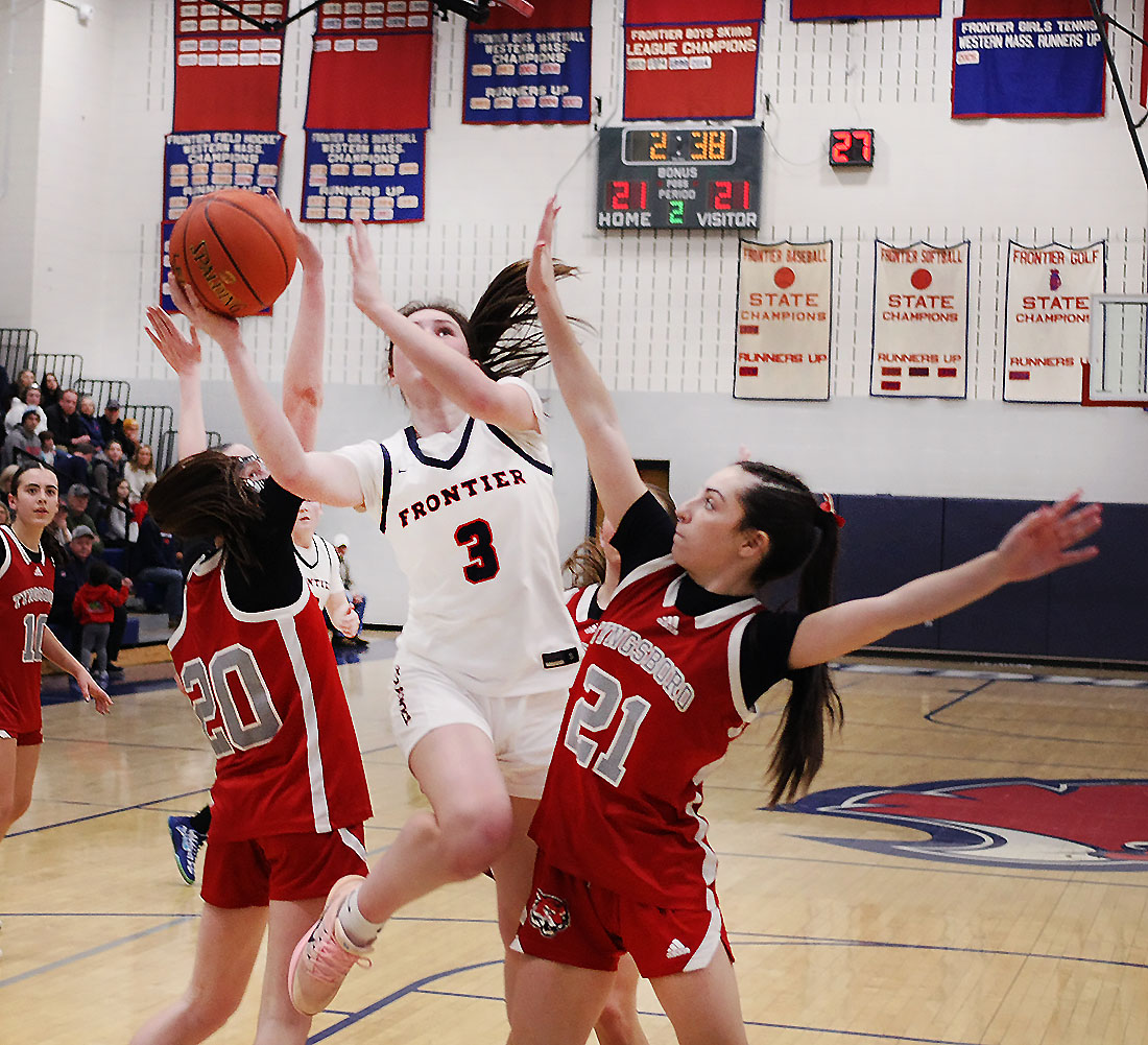 Tyngsbrough vs Frontier girls Div IV Basketball - masslive.com