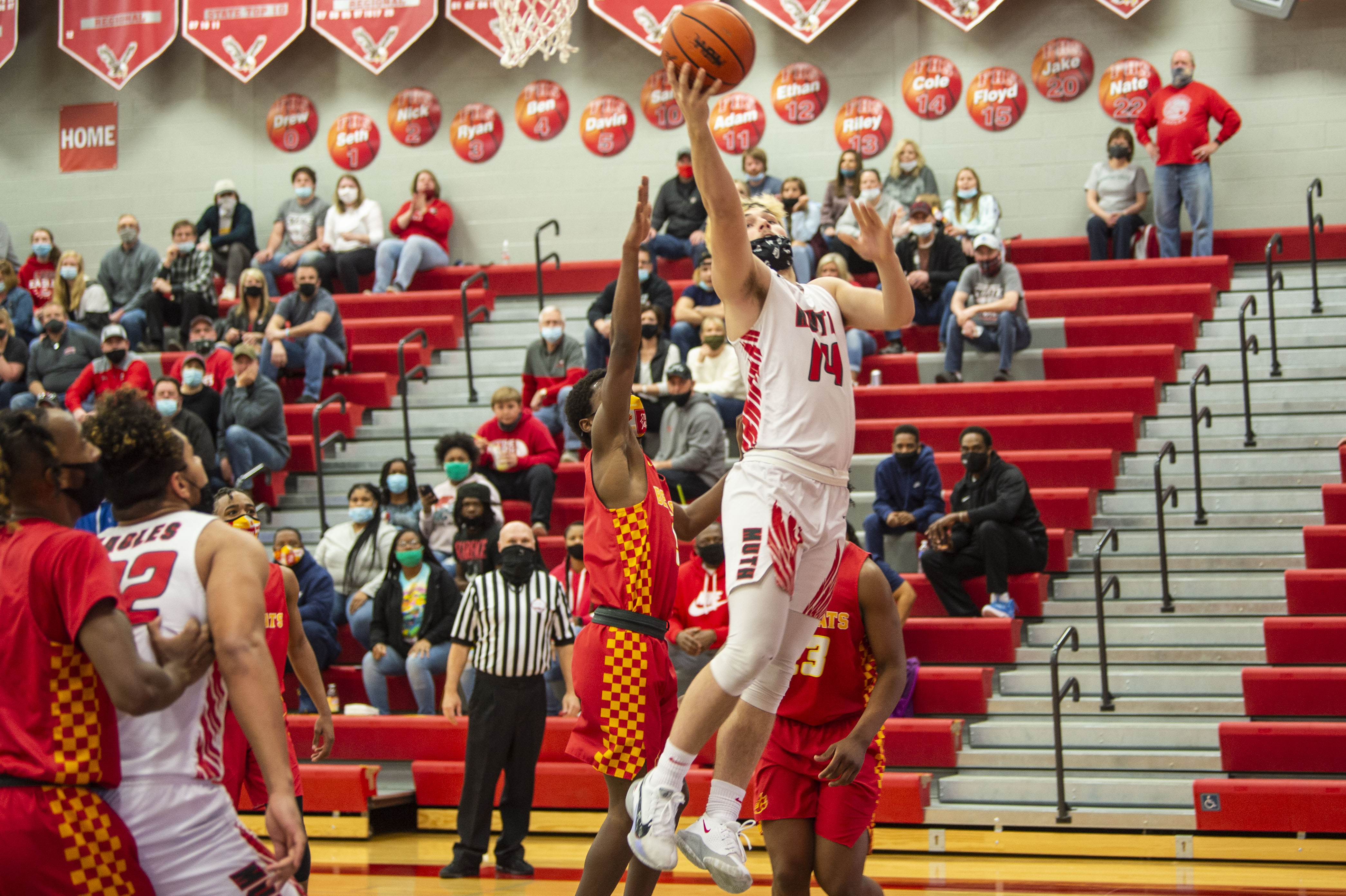 Bridgeport boys basketball tops Frankenmuth 53-33 in Division 2 ...