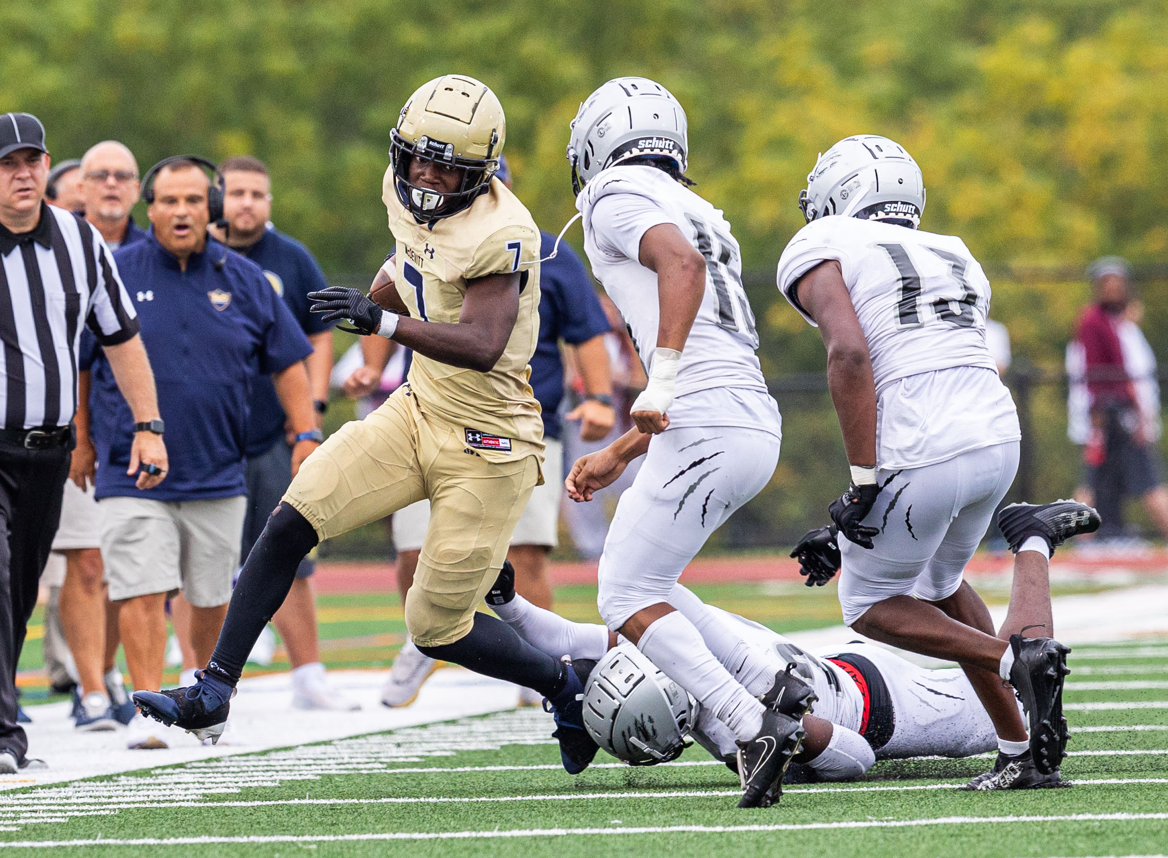 Harrisburg vs. Bishop McDevitt football, Aug. 31, 2024 - pennlive.com