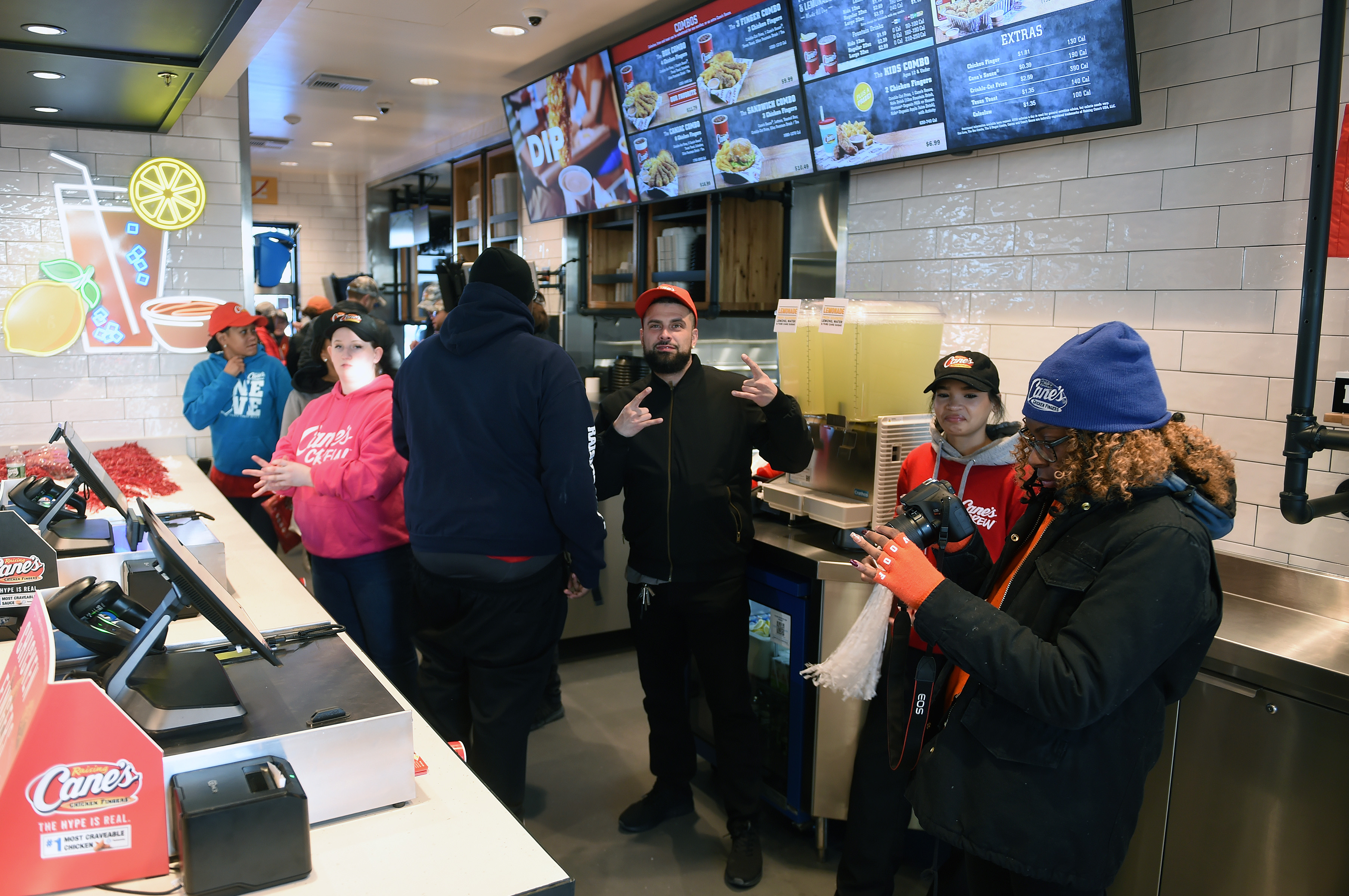 Raising Cane Opens First New Jersey Location - nj.com