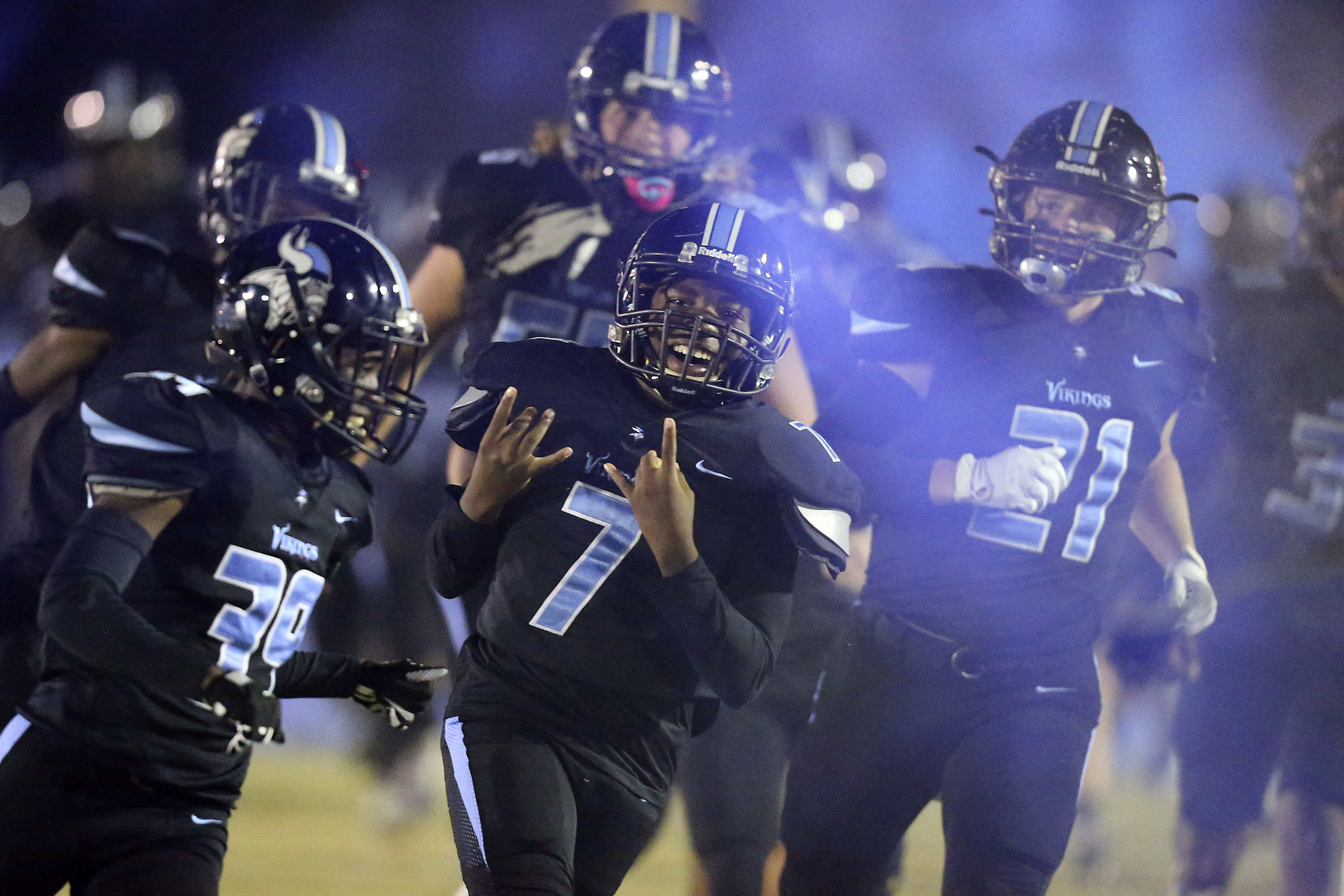 Mary G. Montgomery vs Daphne Football - al.com