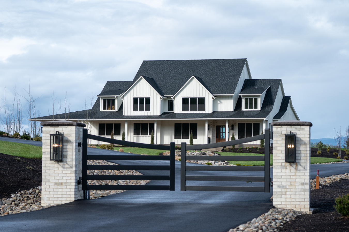 Forest Grove luxury farmhouse - oregonlive.com