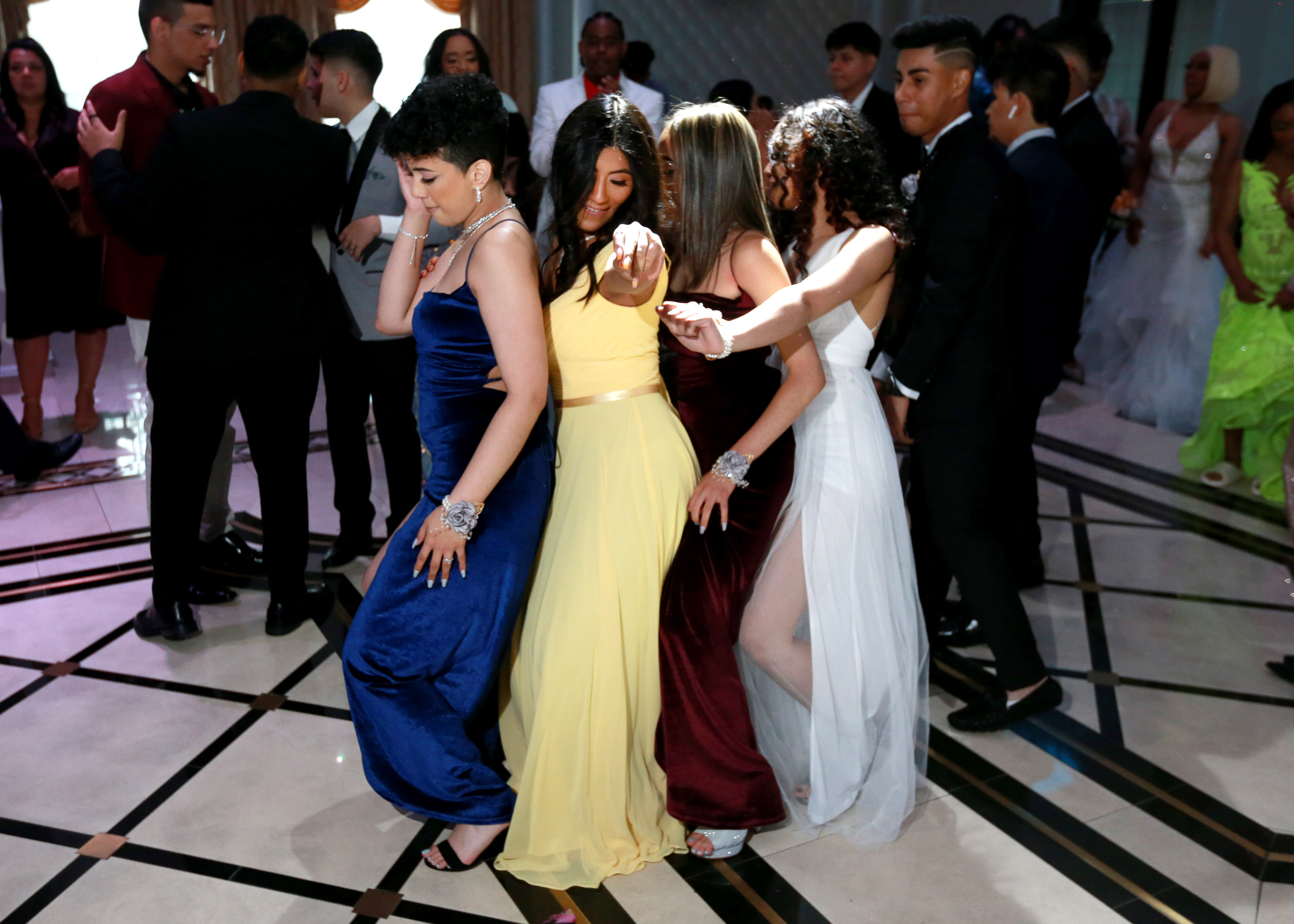 Barringer High School Prom - nj.com