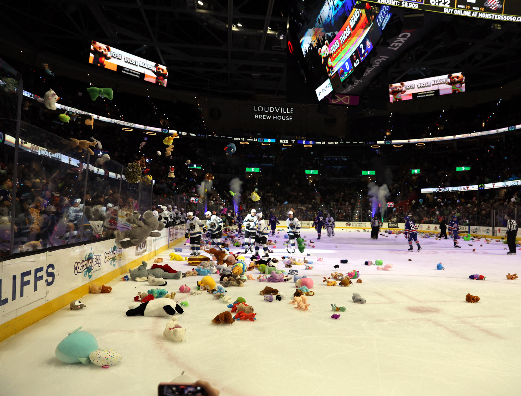 Teddy Bear Toss at Cleveland Monsters game - cleveland.com