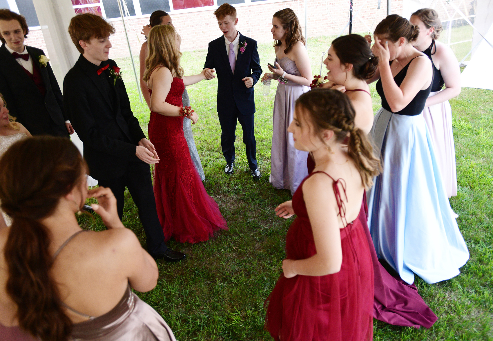 Northwest High School goes to 2021 prom - mlive.com