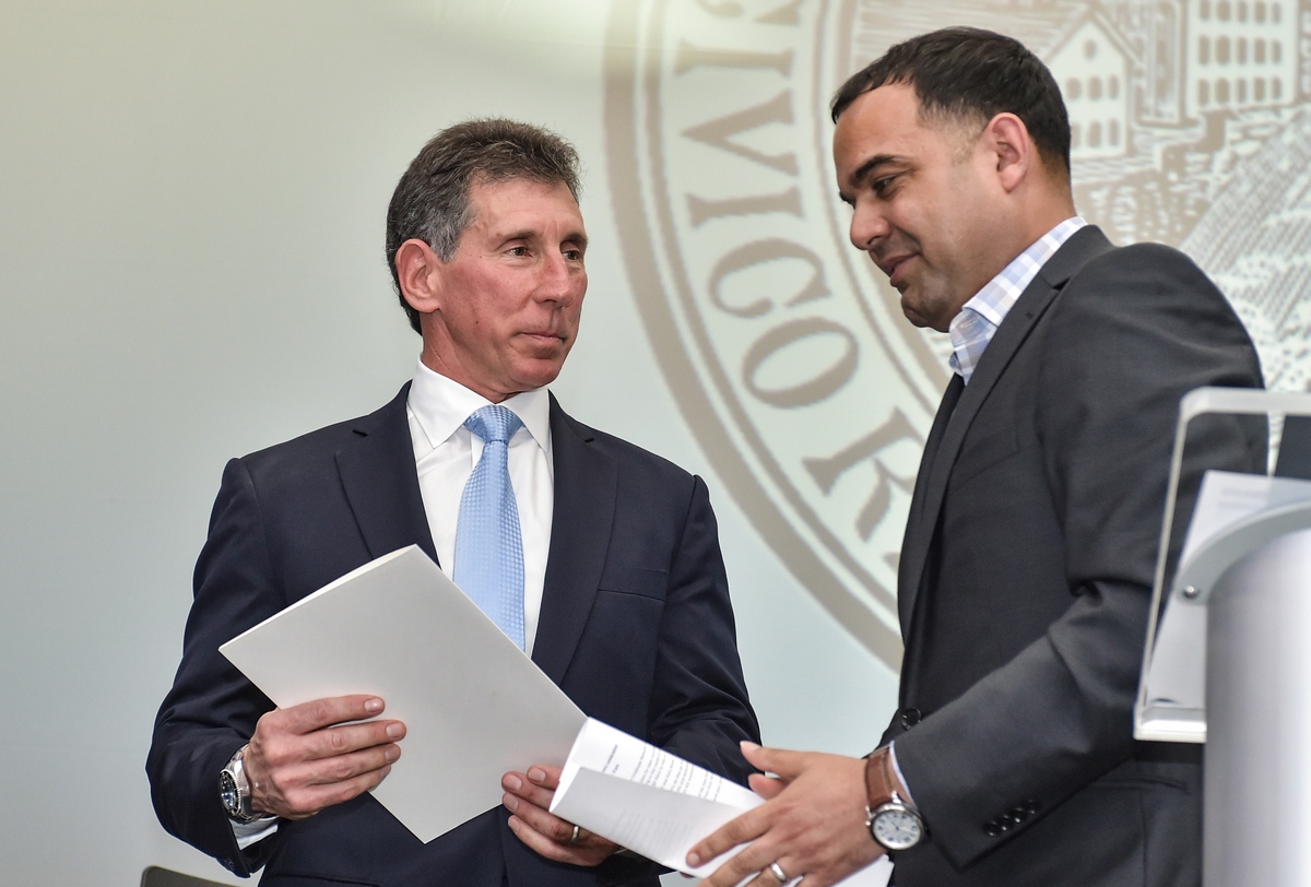 Gary Rome Hyundai celebrates 25-years in Holyoke (Photos) - masslive.com