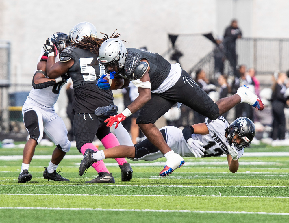 Harrisburg defeats CD East 52-0 in high school football - pennlive.com