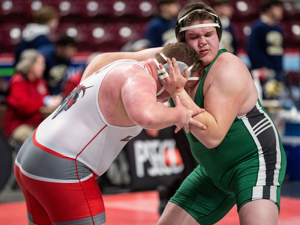 Central Dauphin advances in the 2022 PIAA 3A team wrestling ...