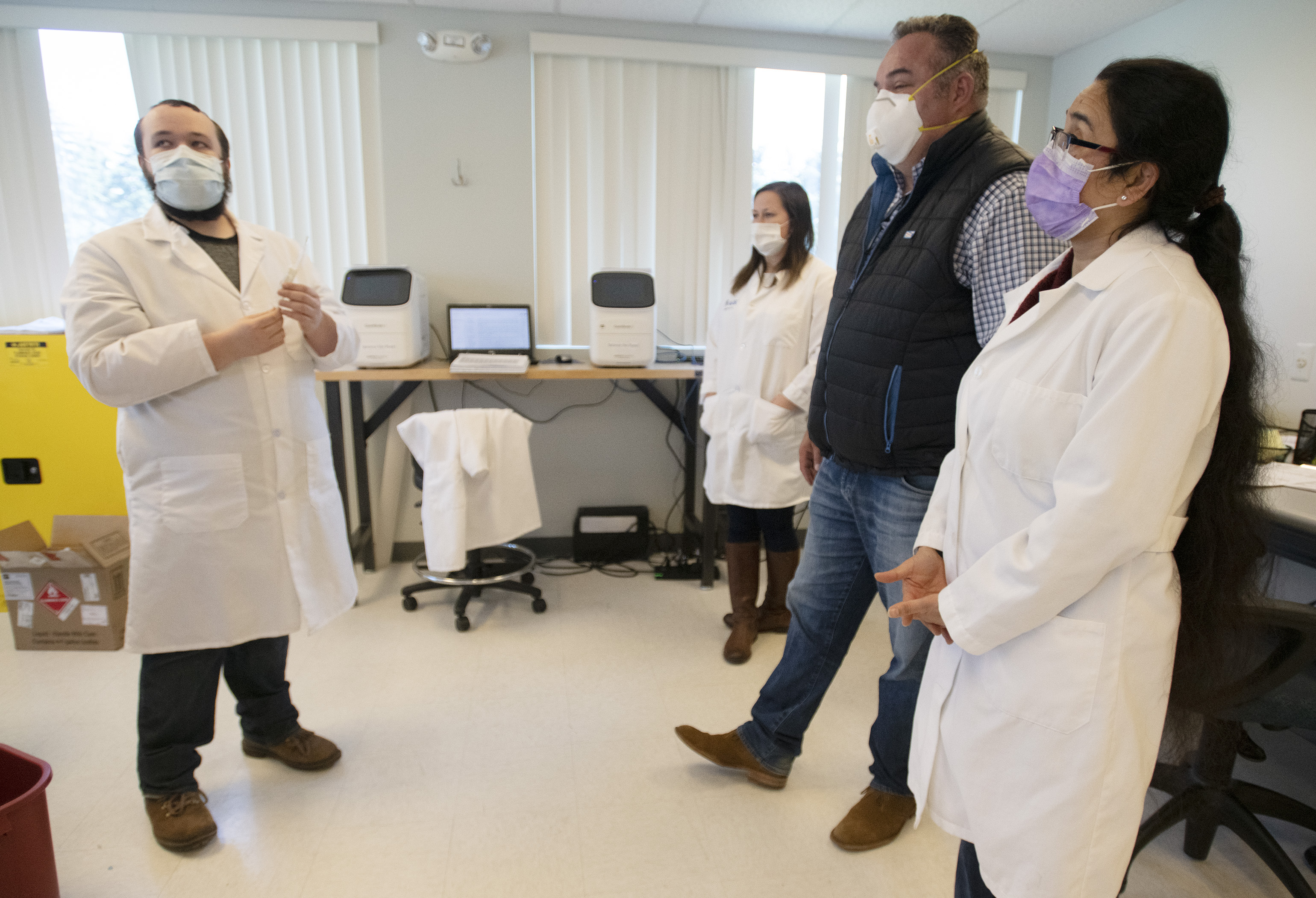 COVID-19 testing at Helix Diagnostics in Oakland County - mlive.com