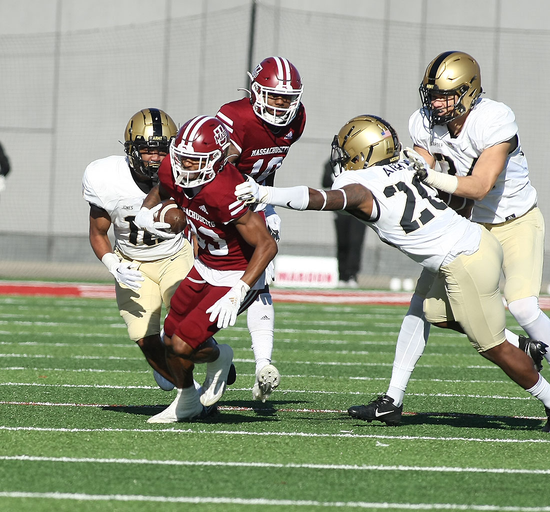 UMass Football vs Army 11/26/22 - masslive.com