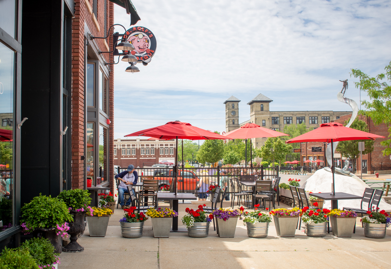 New restaurant in Muskegon planned by owners of Dr. Rolf's Barbeque ...