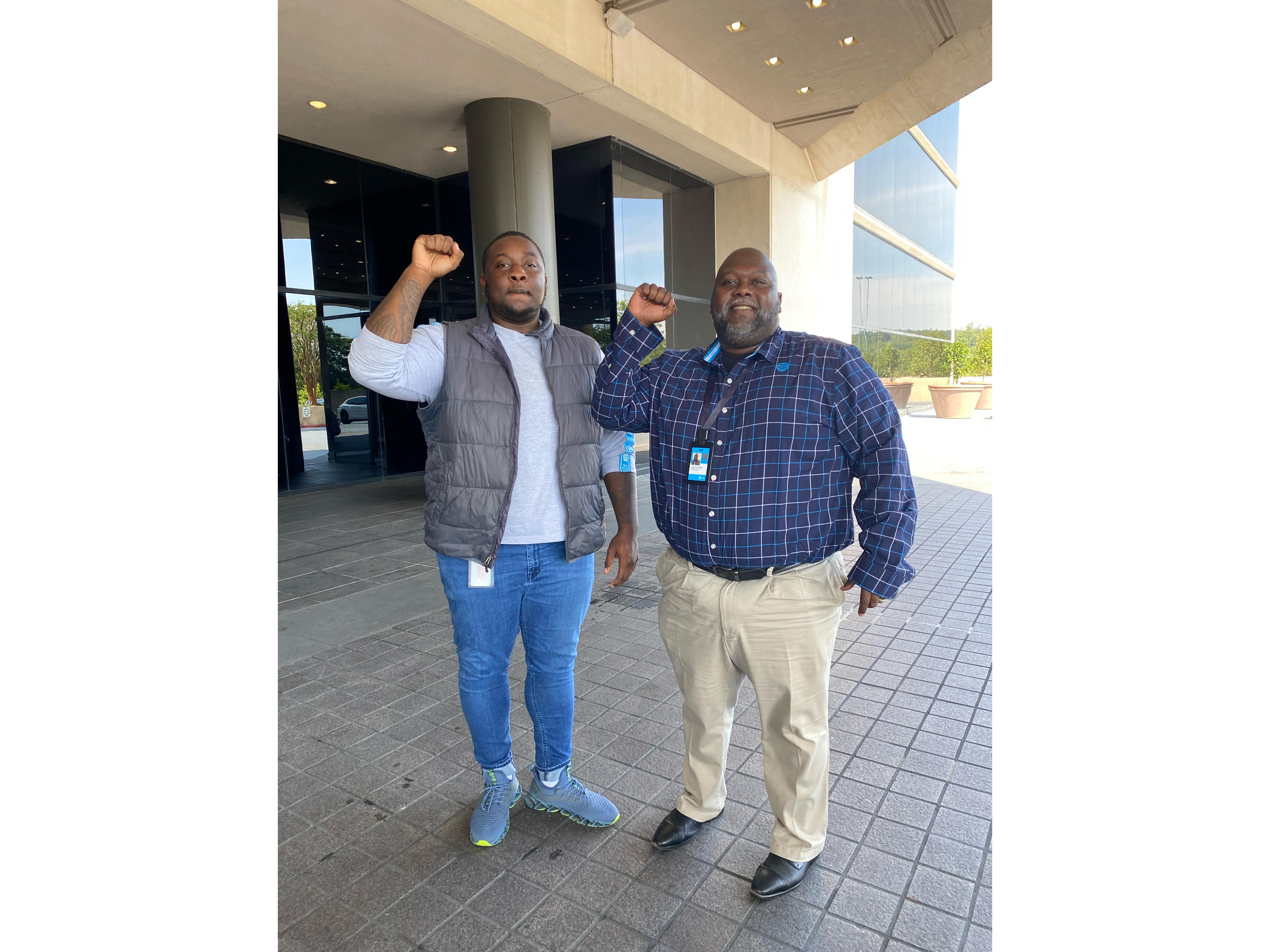 74 AT&T employees from across Alabama join communication workers union