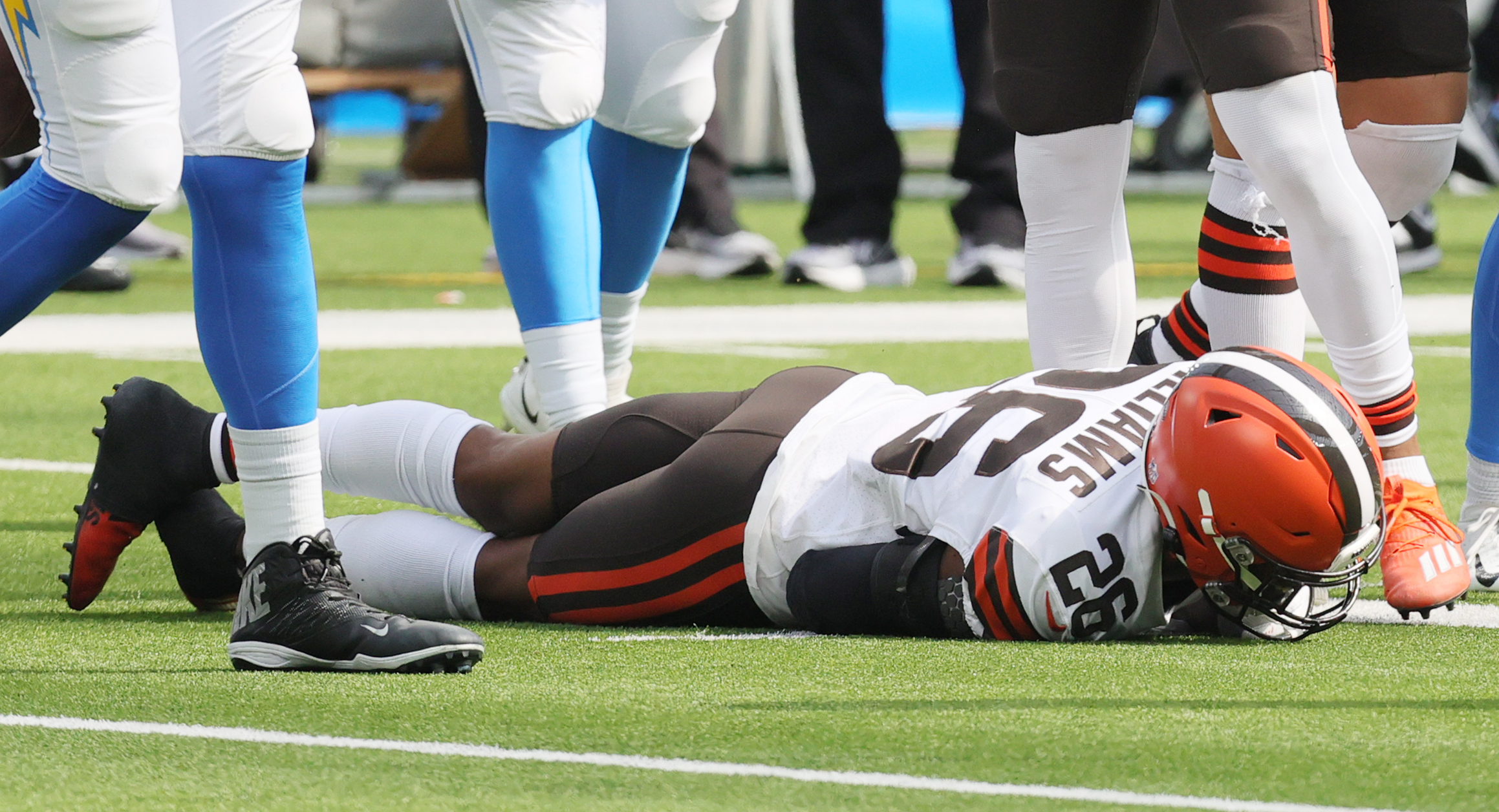 Cleveland Browns injuries vs. Los Angeles Chargers, October 10, 2021 ...