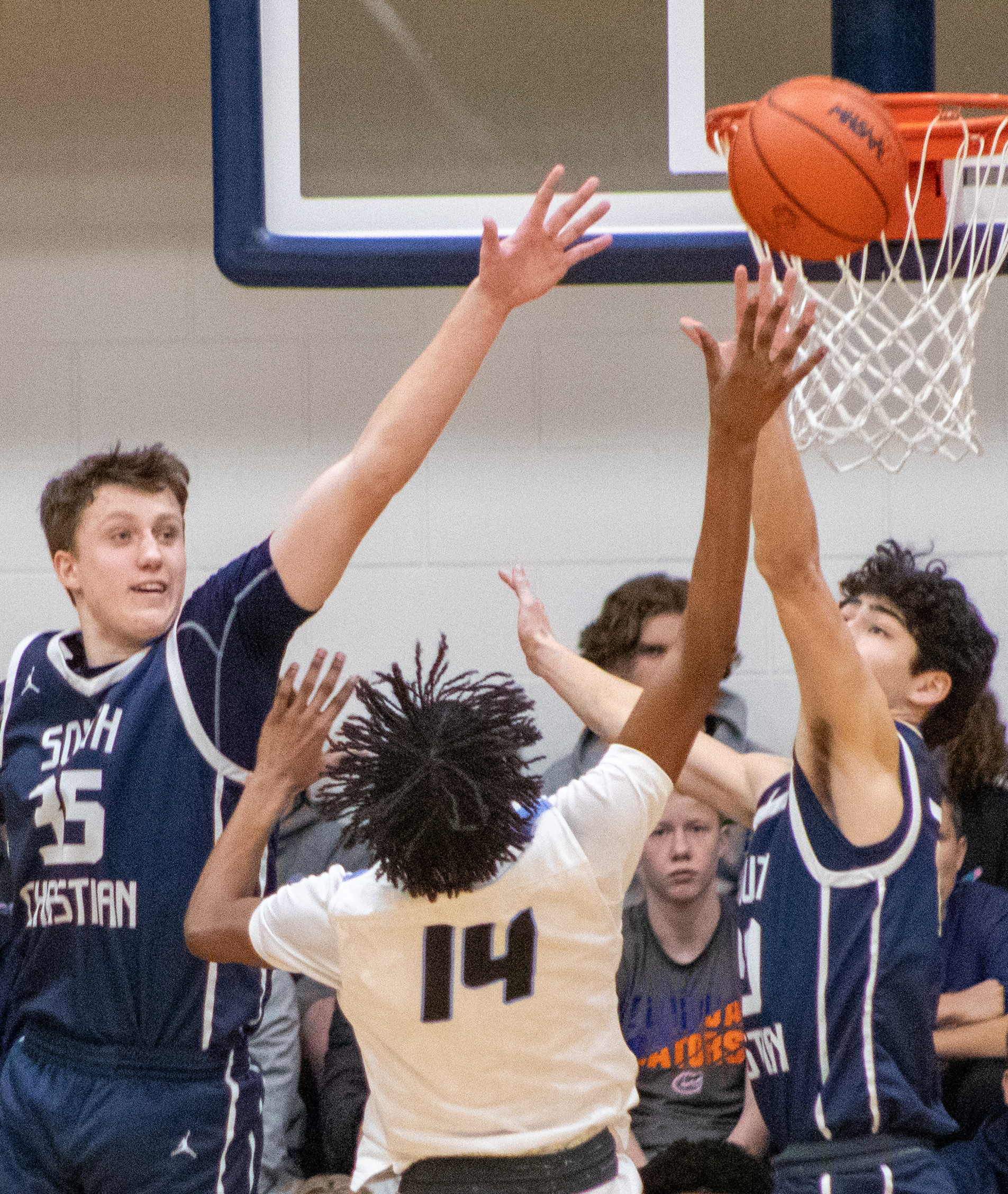 Division 2 district final boys varsity basketball game between South ...